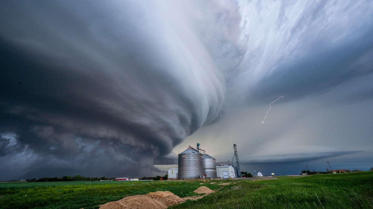 When deadly storms arrive, here’s why we run toward danger