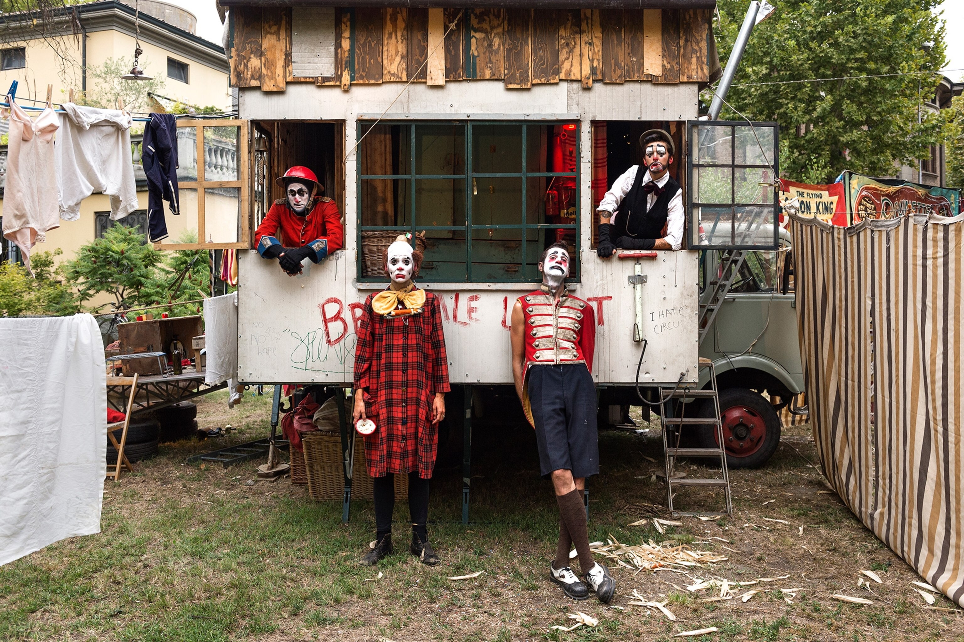 Photos of Traveling Family Circuses in Europe