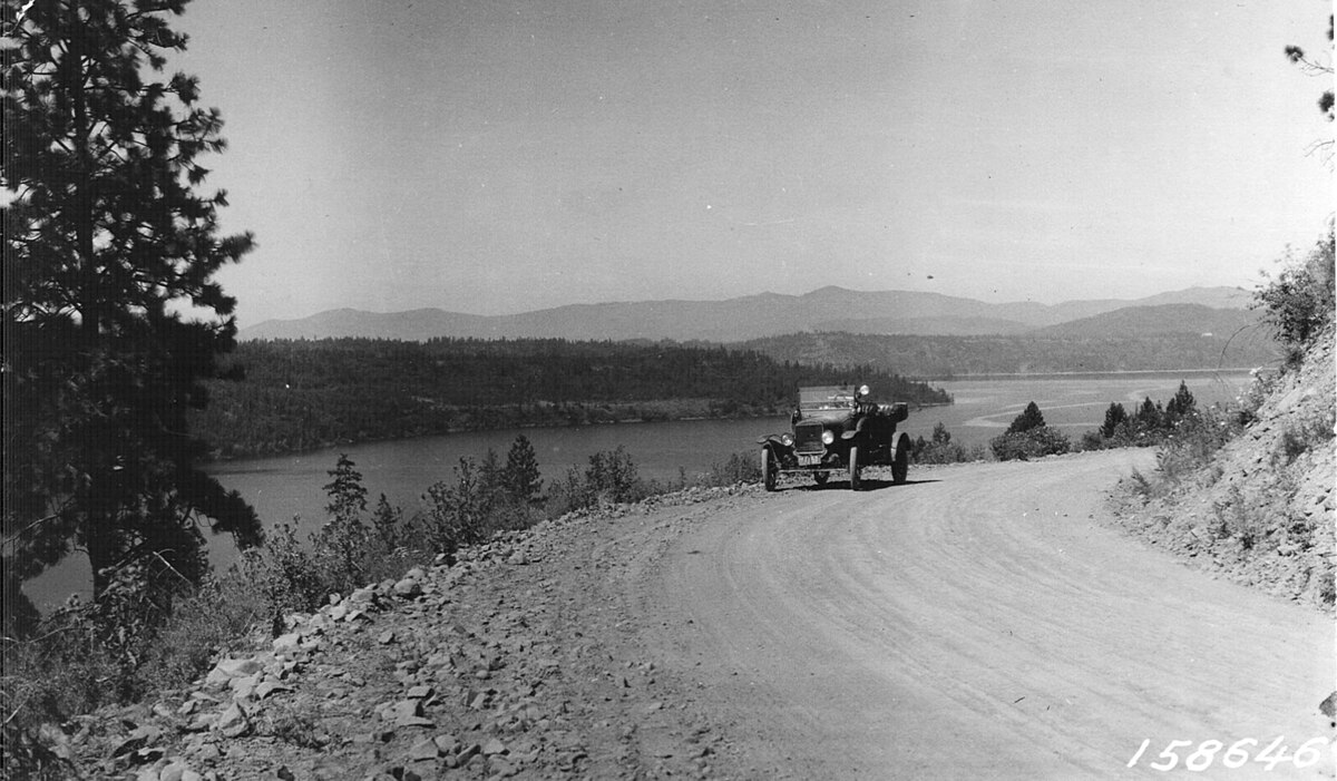 This 1916 Guide Shows What the First Road Trips Were Like