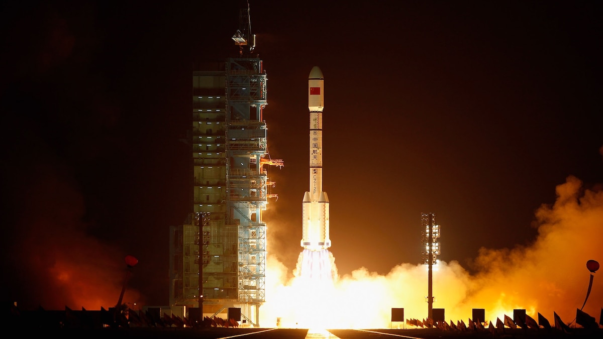 Chinese Space Station Returns to Earth | National Geographic