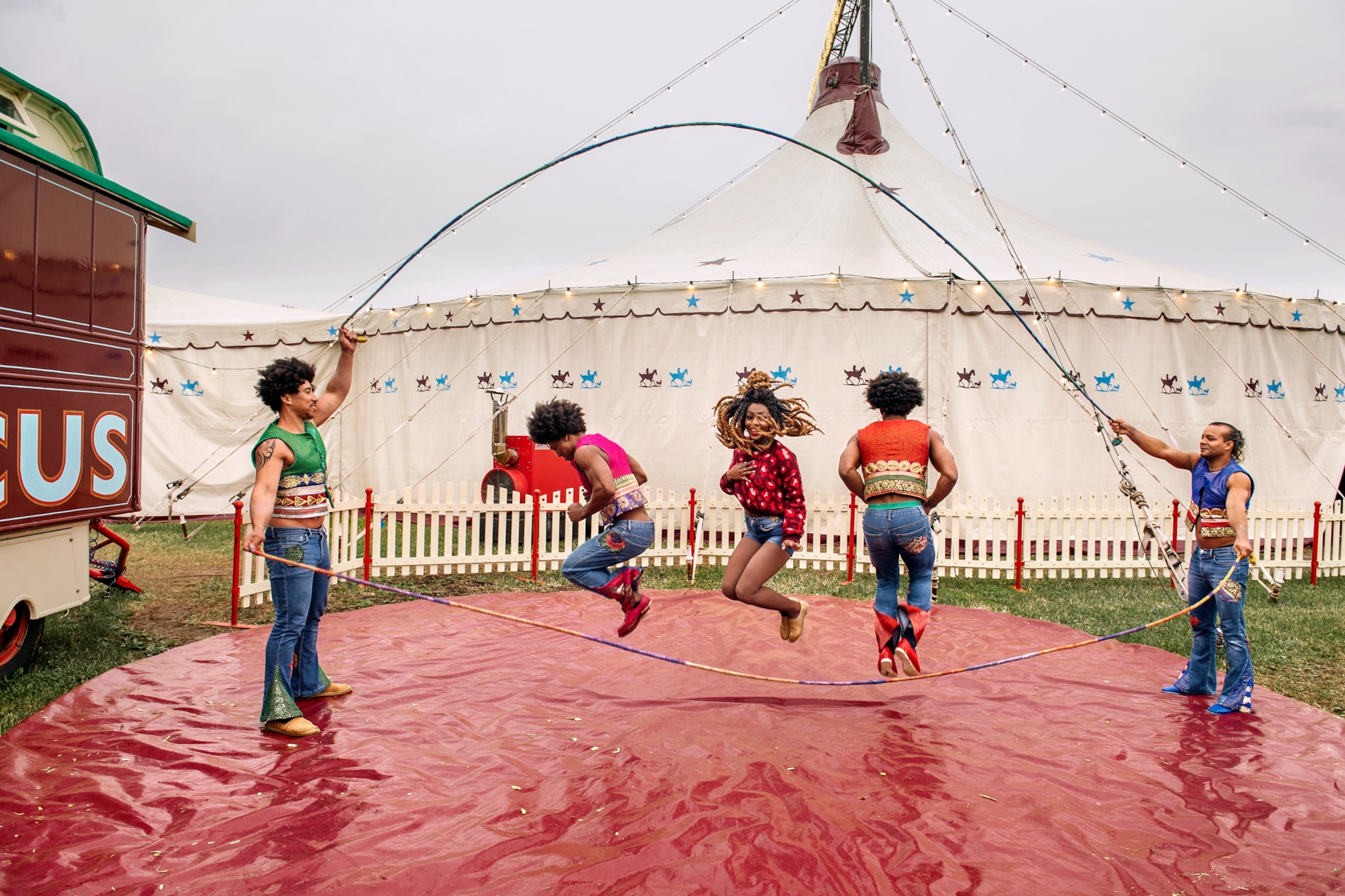 Glimpse the lives behind the magic of Europe’s family circuses