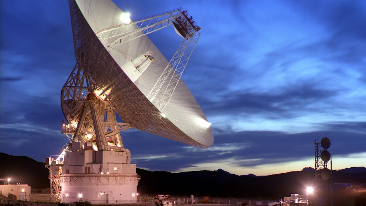 Beyond the Pentagon, 60 Years of UFO Searches Funded by the United ...