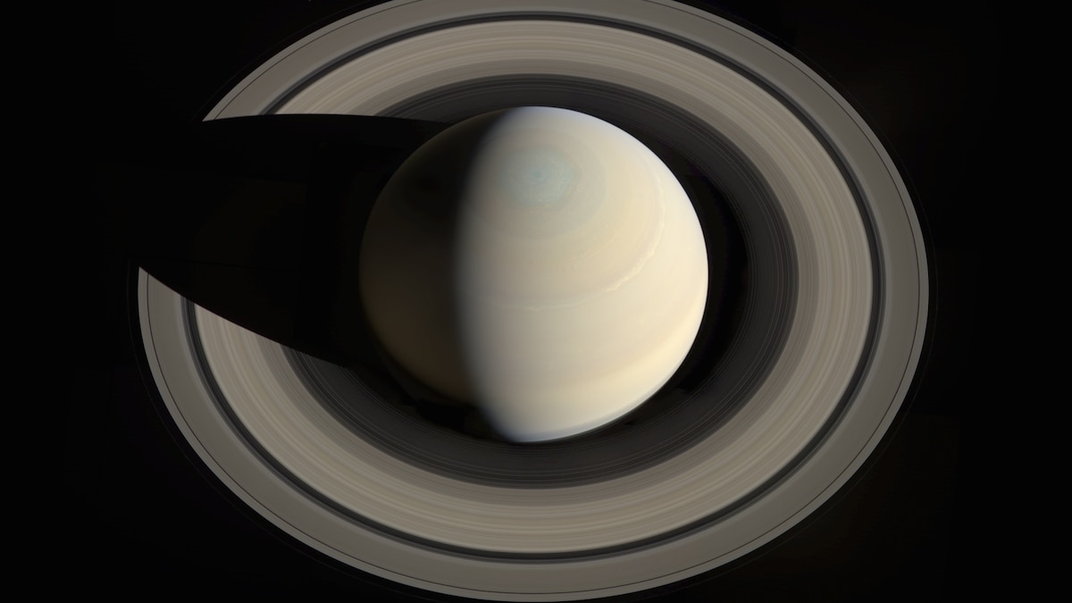 Cassini Celebrates a Decade in Orbit Around Saturn | National Geographic