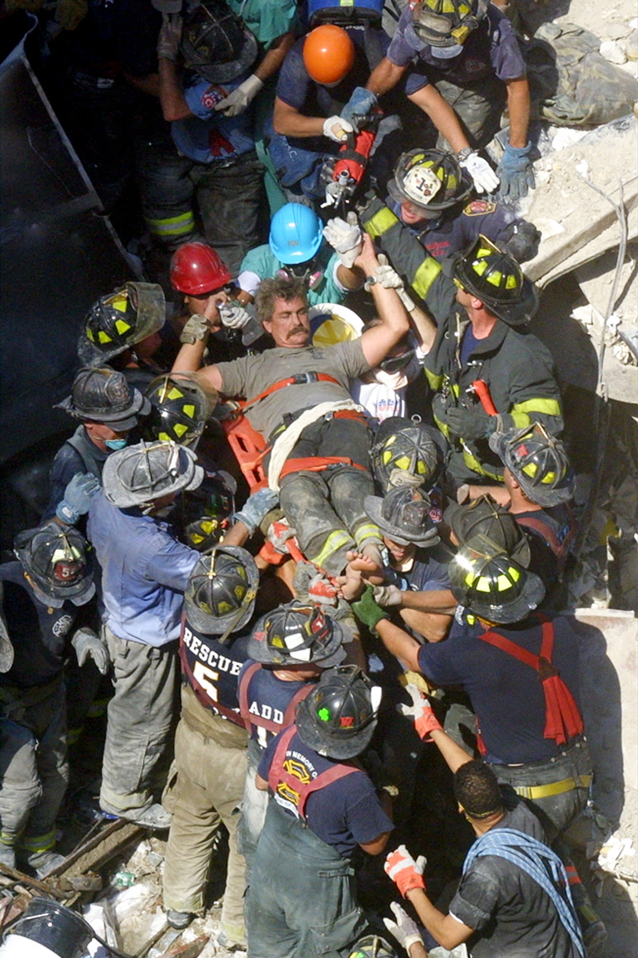 This Never Before Seen Photo Captures Grief of 9/11