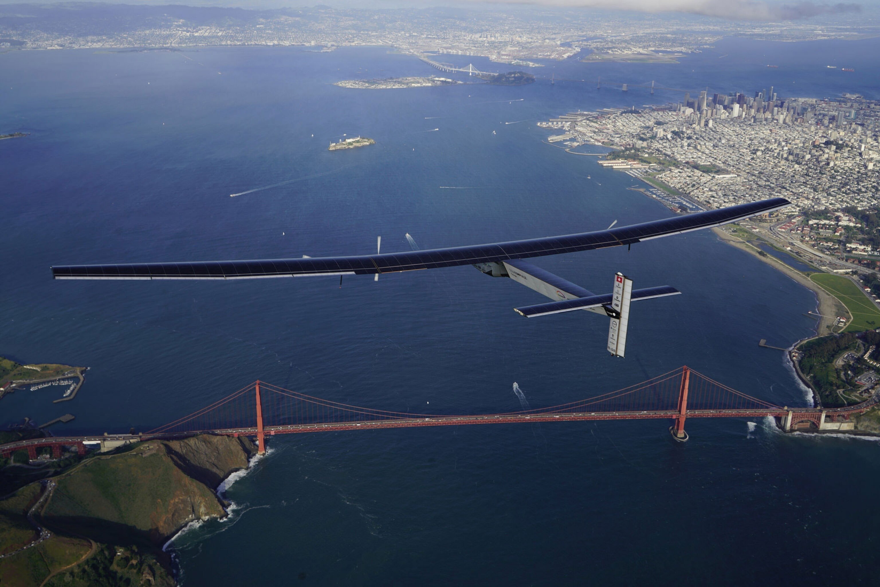 16 Pictures From an Epic Solar Flight Around the World