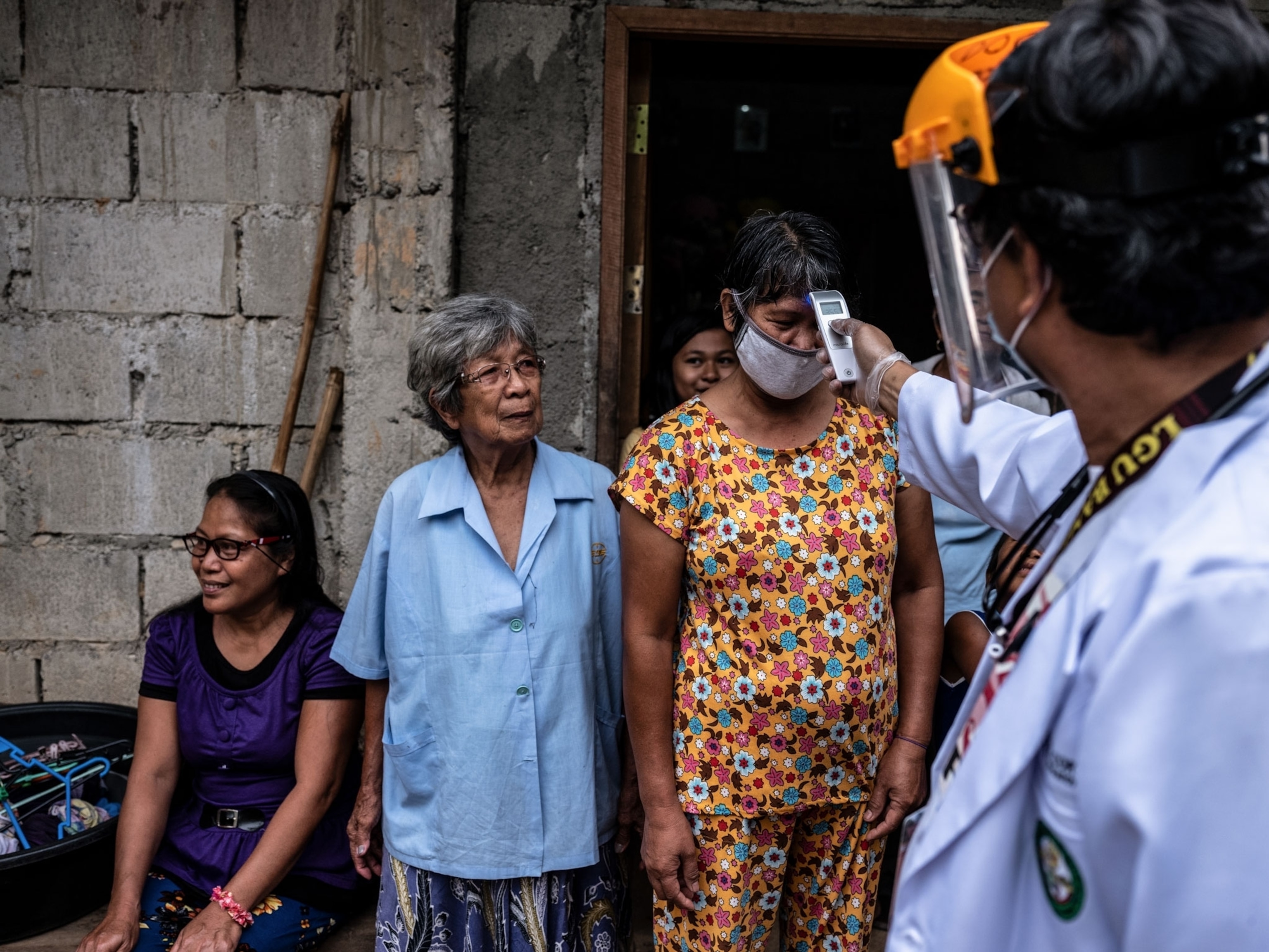 How a single doctor fights to keep COVID-19 from reaching his rural town