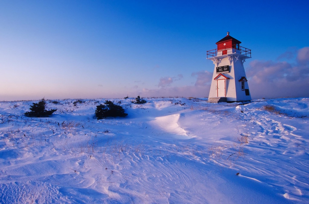 Prince Edward Island Travel Guide