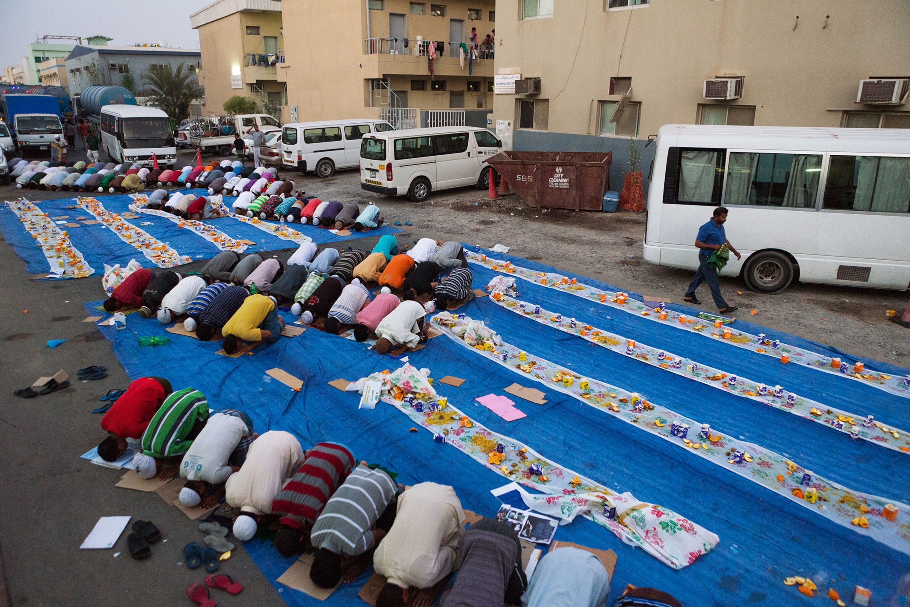 Not Just Thanksgiving: 15 Photos of Food-Centric Celebrations ...