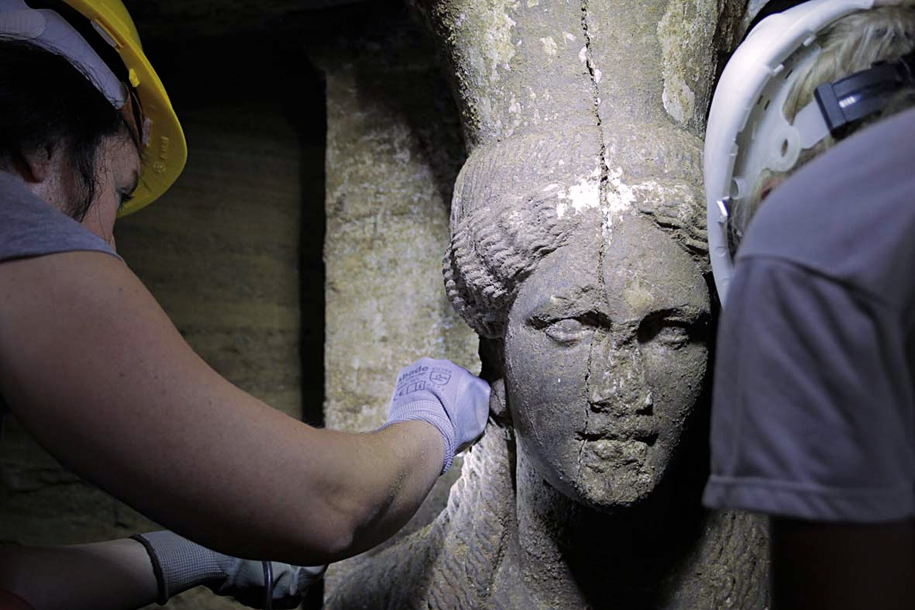 Behind Tomb Connected to Alexander the Great, Intrigue Worthy of "Game ...