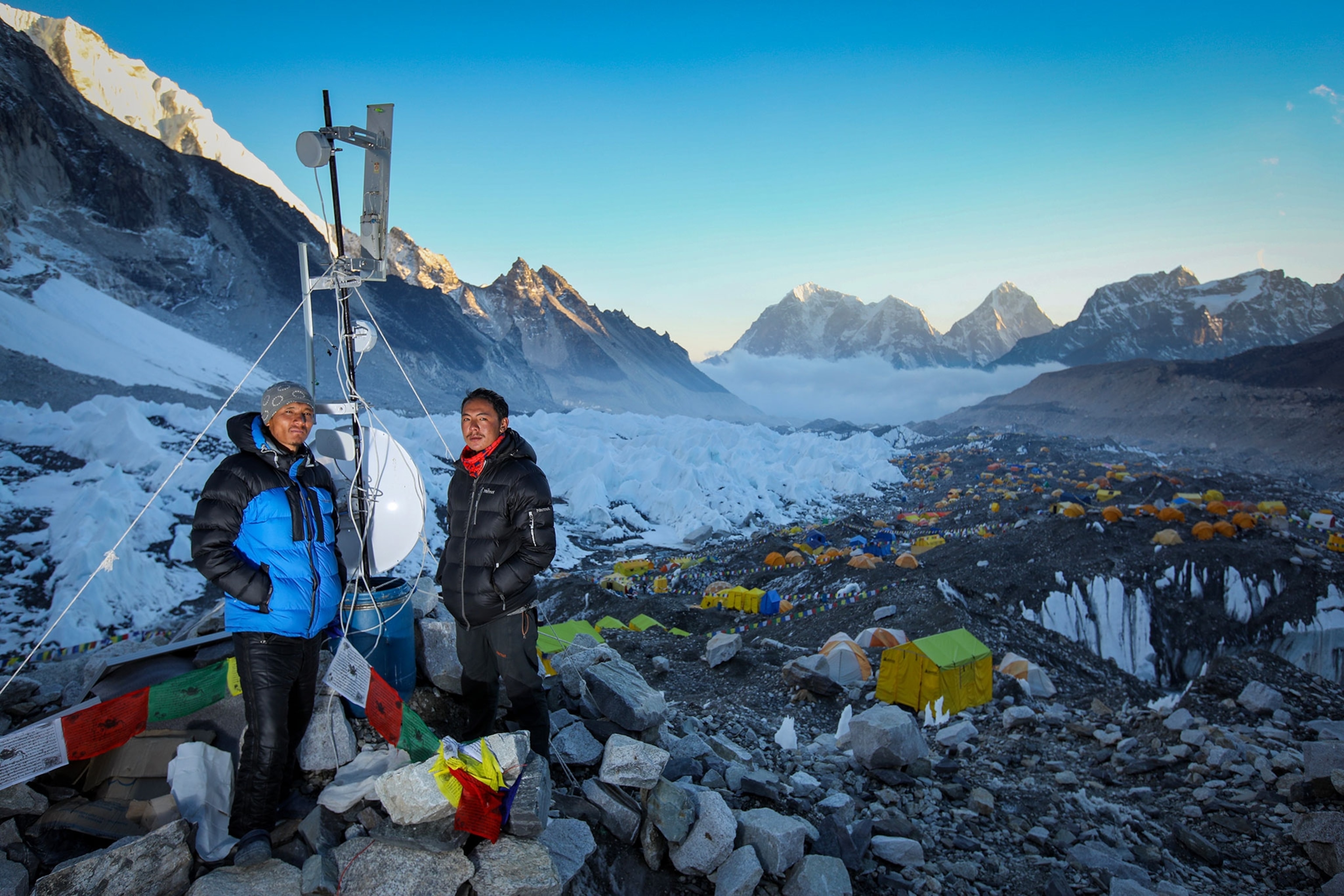Meet the Sherpa Bringing Wi-Fi to Mount Everest