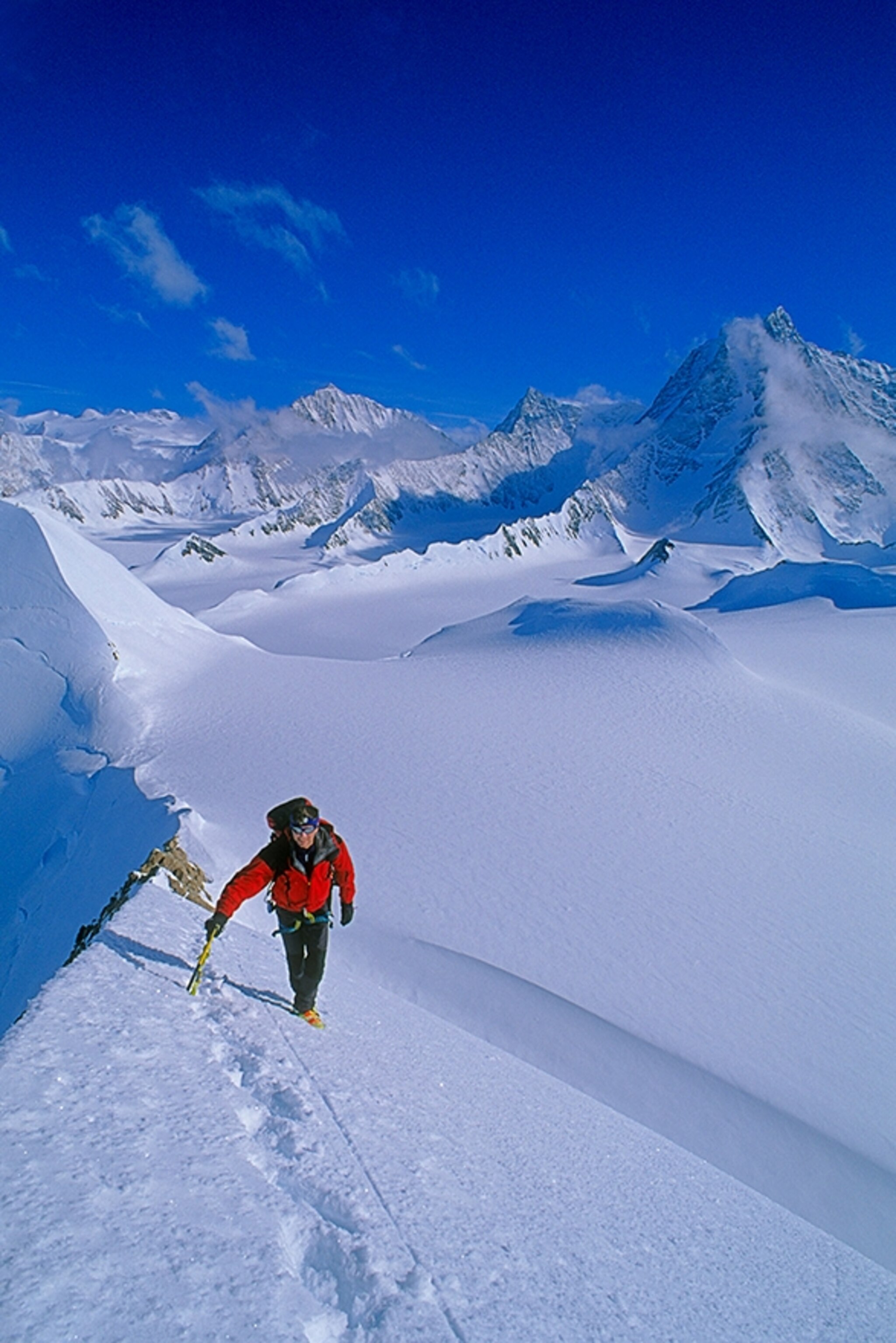 Mountaineers’ Bodies Found 16 Years Later