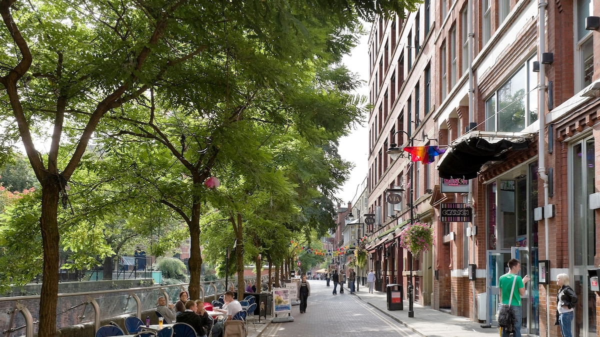 Where the Locals Go: Manchester -- National Geographic | National ...
