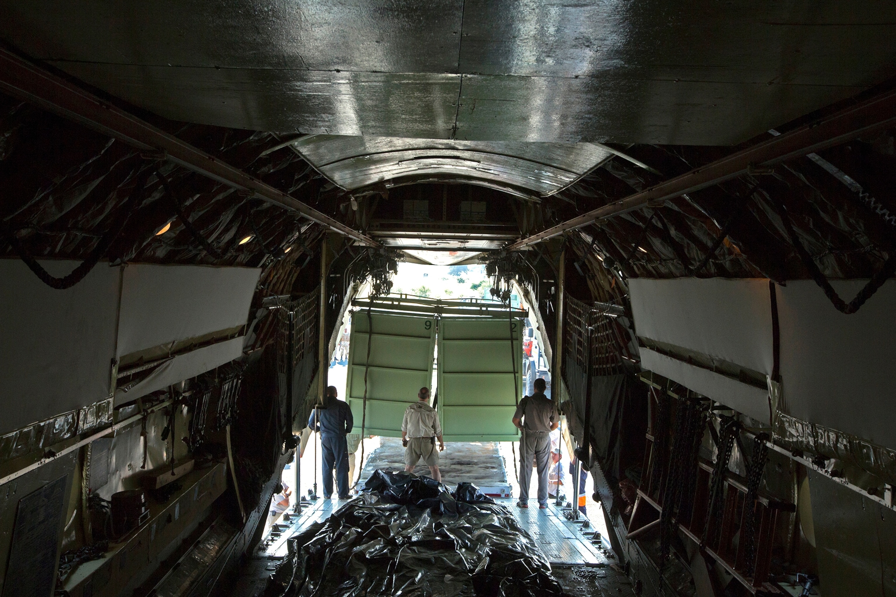 First Rhinos in Massive African Airlift Released in Botswana
