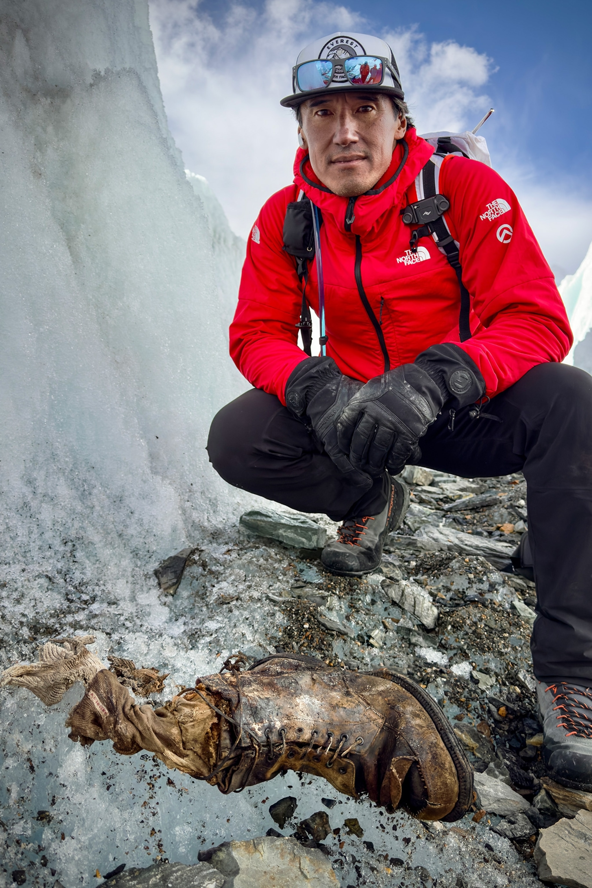 Everest Bodies Mount Everest: Five Bodies Retrieved As Melting Snow