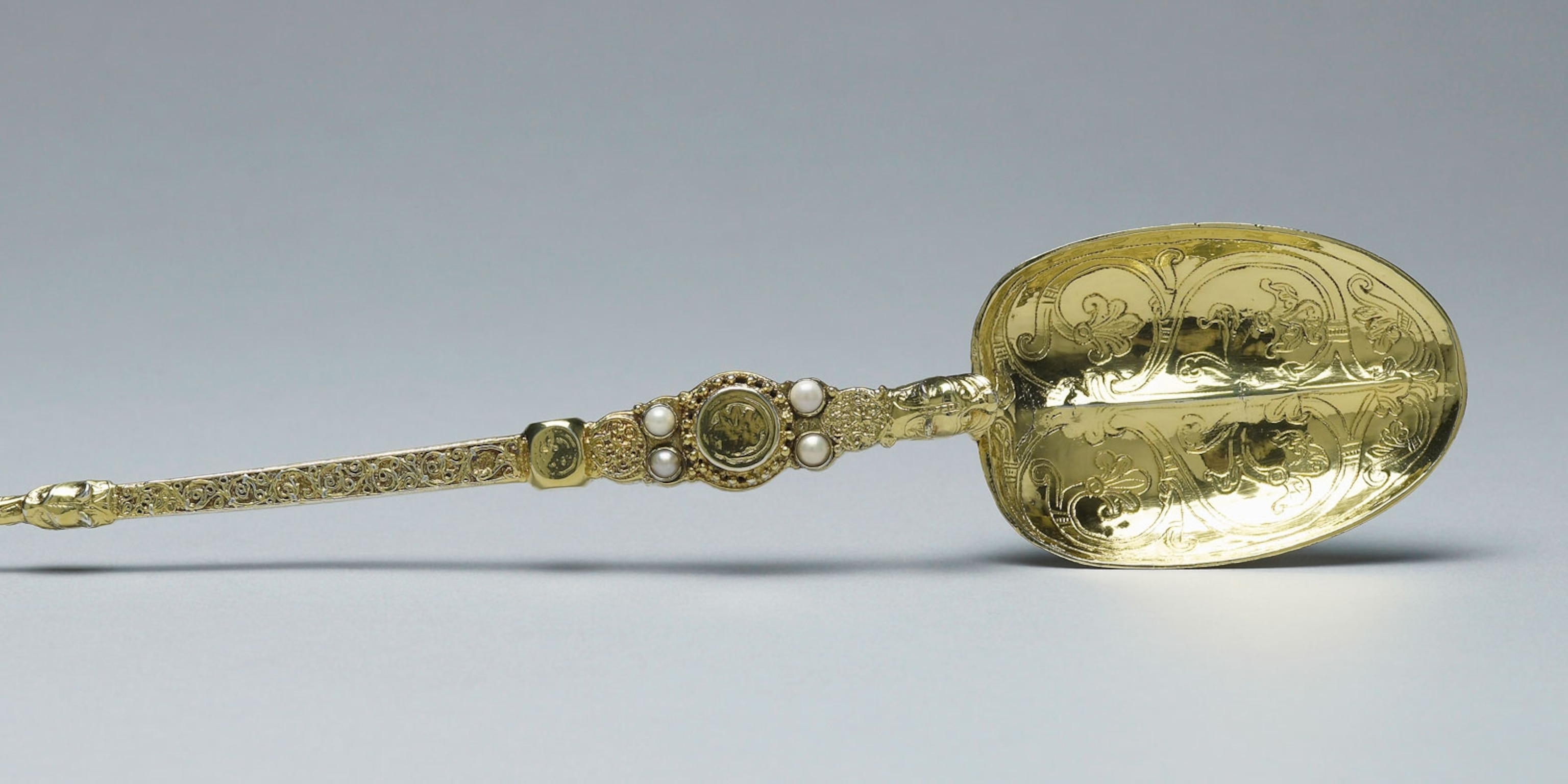 The history behind Charles’ coronation items: robes, scepters, a spoon ...