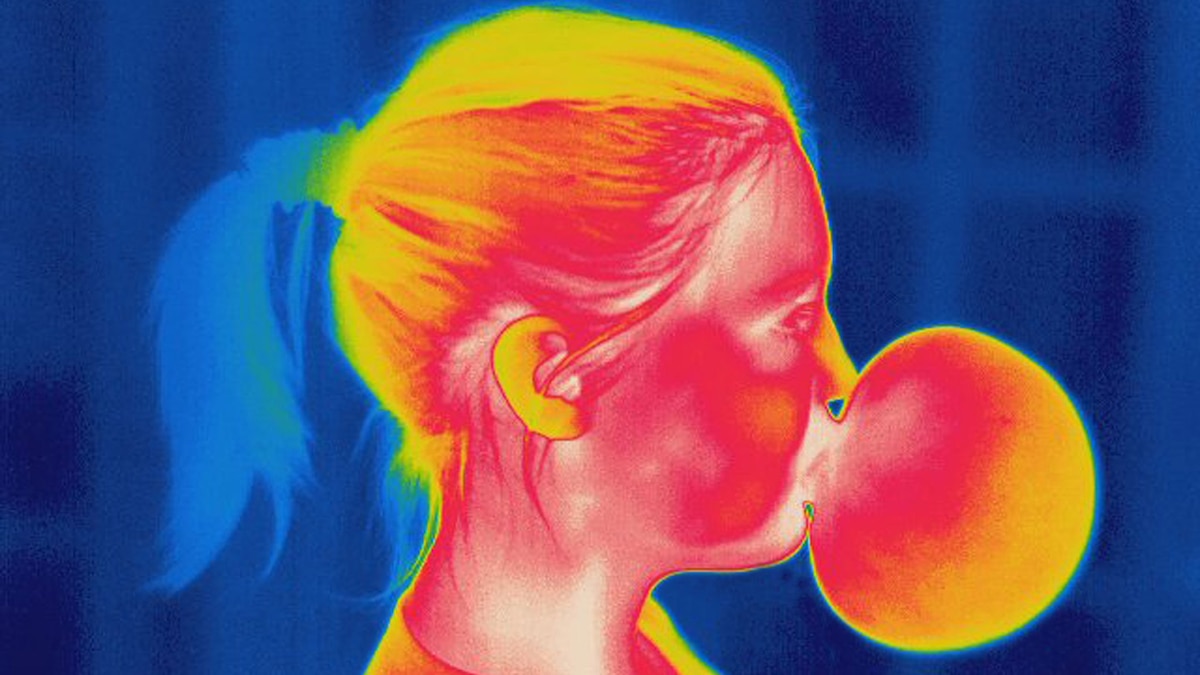 Chewing gum has a mysterious effect on the brain | National Geographic