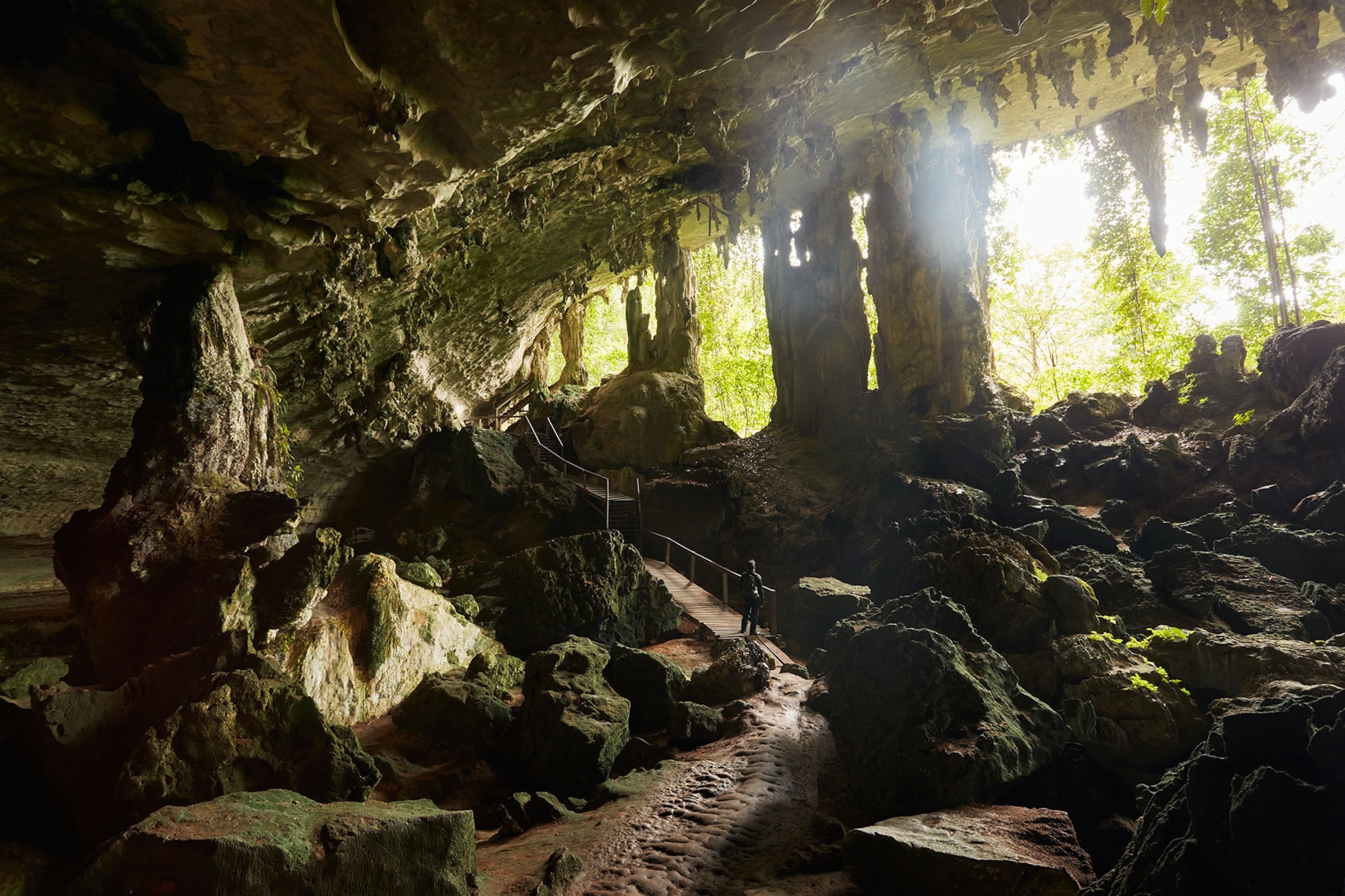 Insider's guide to exploring the great caves of Sarawak, Malaysia's ...