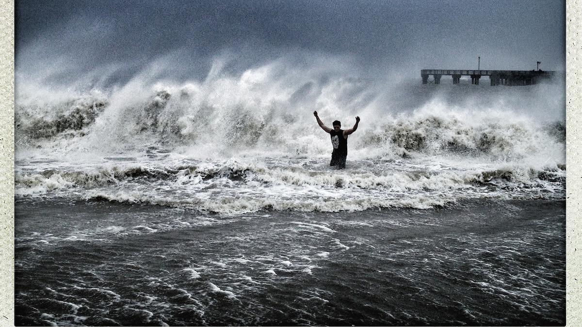 Hurricane safety tips, preparation, and readiness—facts and information ...
