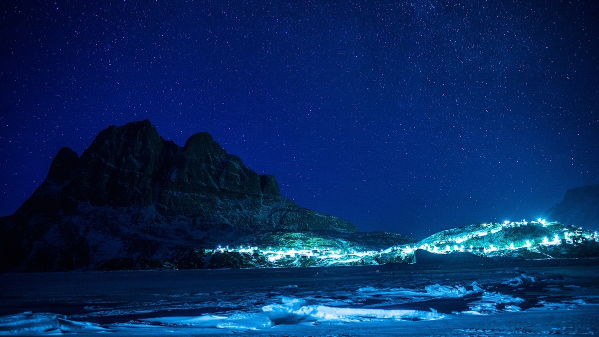 A Magical Night at a Cinema on Ice | National Geographic
