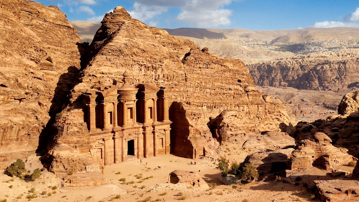 Ancient Petra Jordan's Lost Oasis | National Geographic