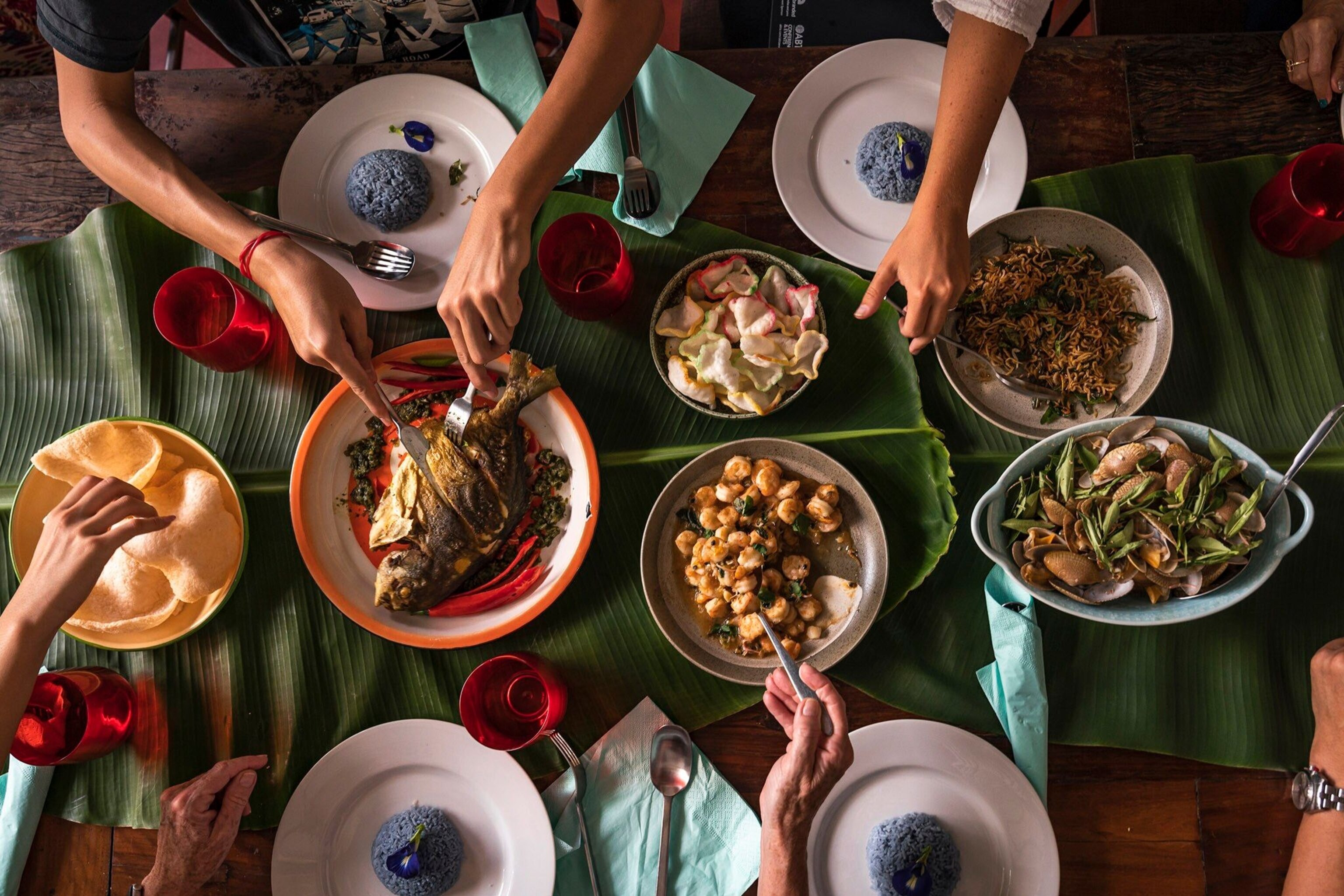 Breaking bread: A family feast in among Singapore's skyscrapers
