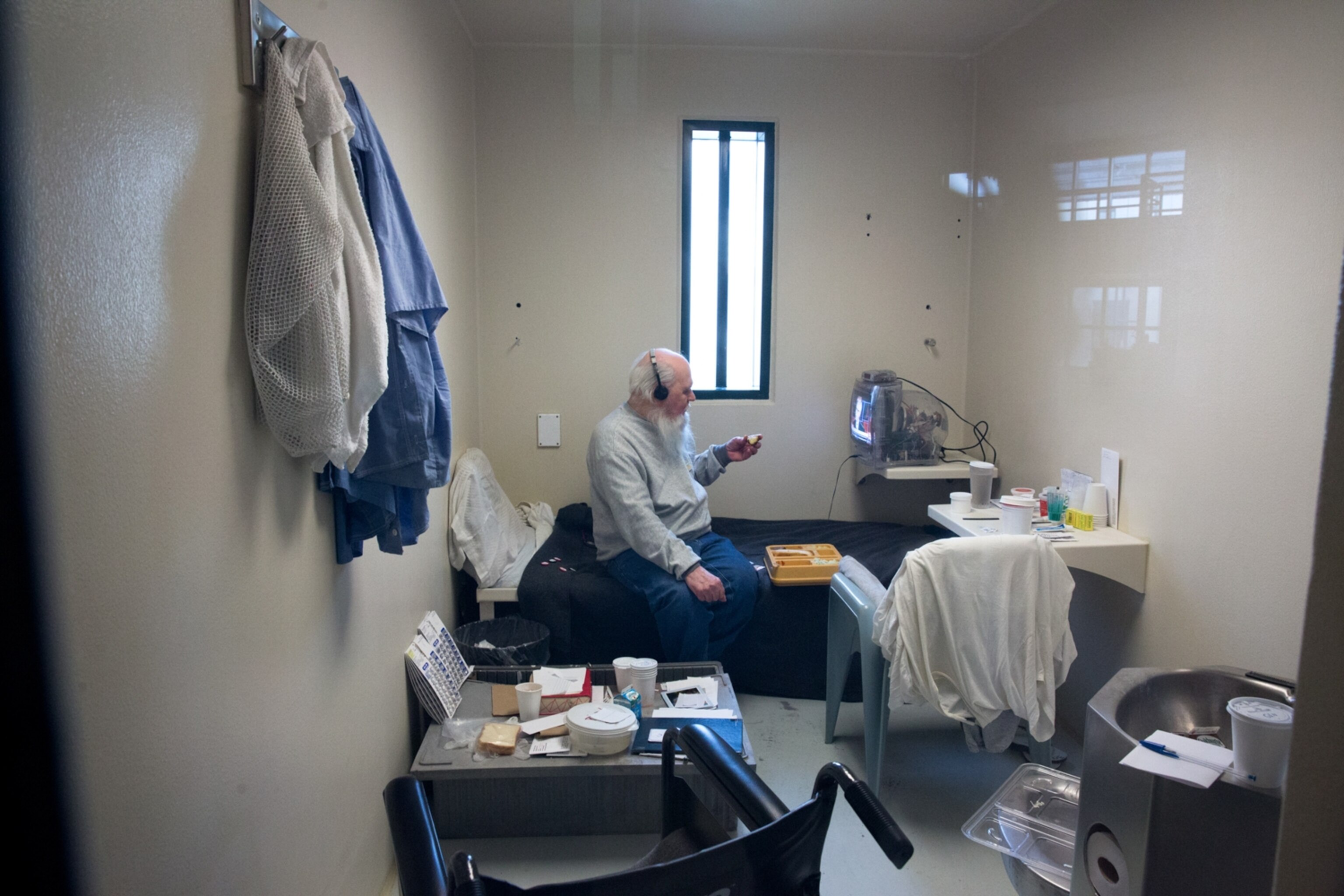 Aging Inmates: Photographer Shines Light on Loneliness and Isolation