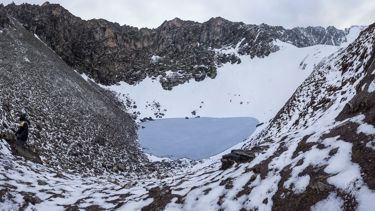 DNA study deepens mystery of lake full of skeletons | National Geographic