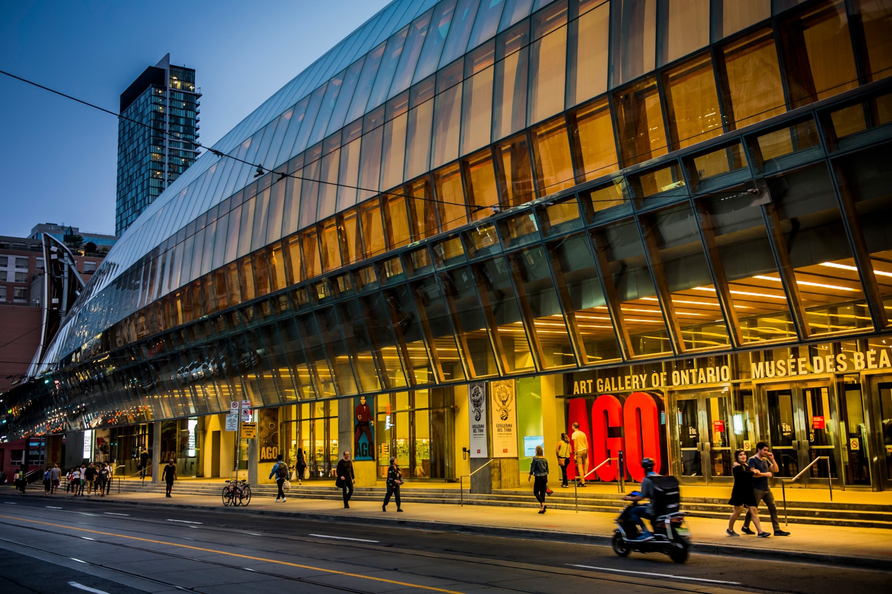 Irresistible Toronto, Canada