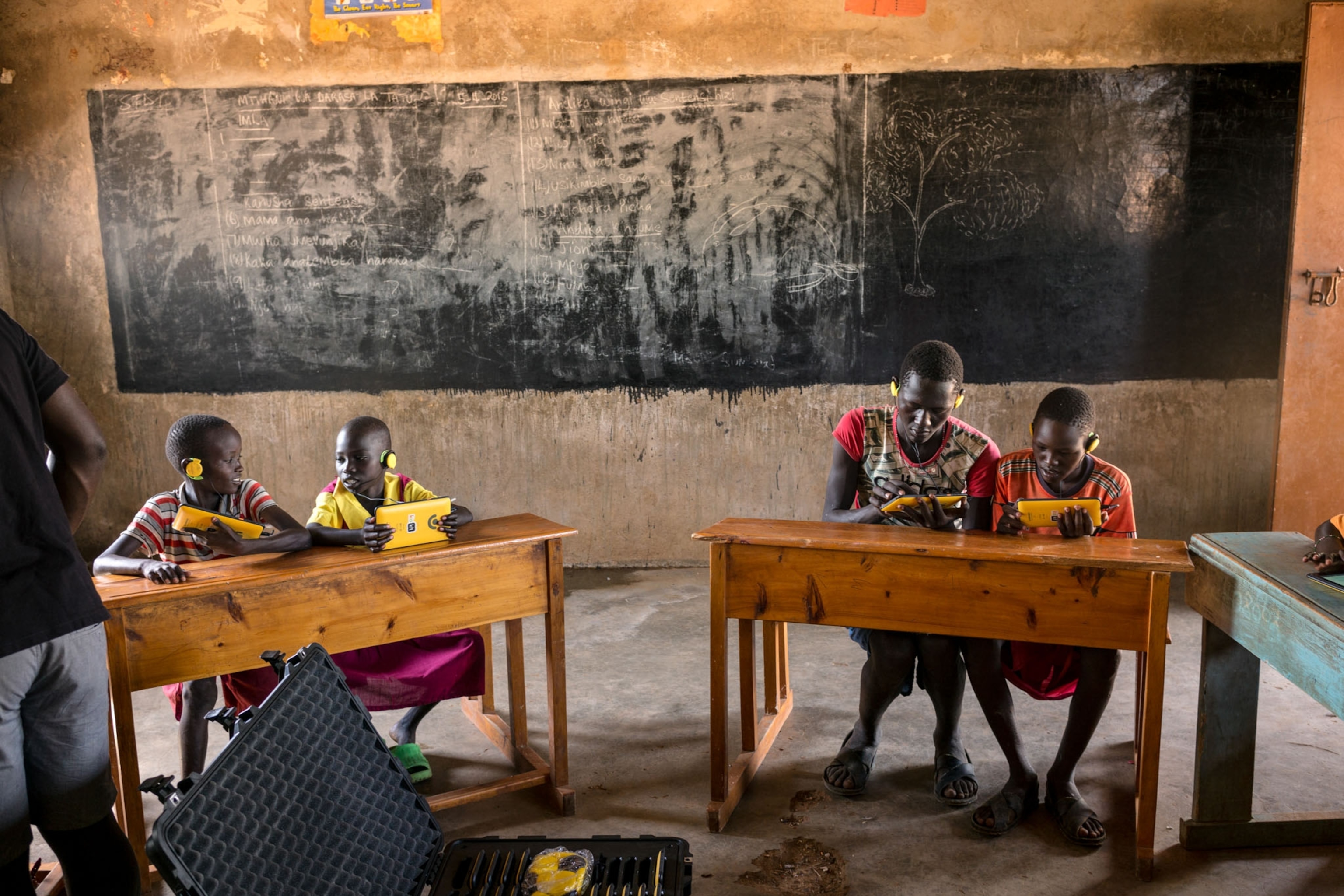 In Rural Africa, Tablets Revolutionize the Classroom