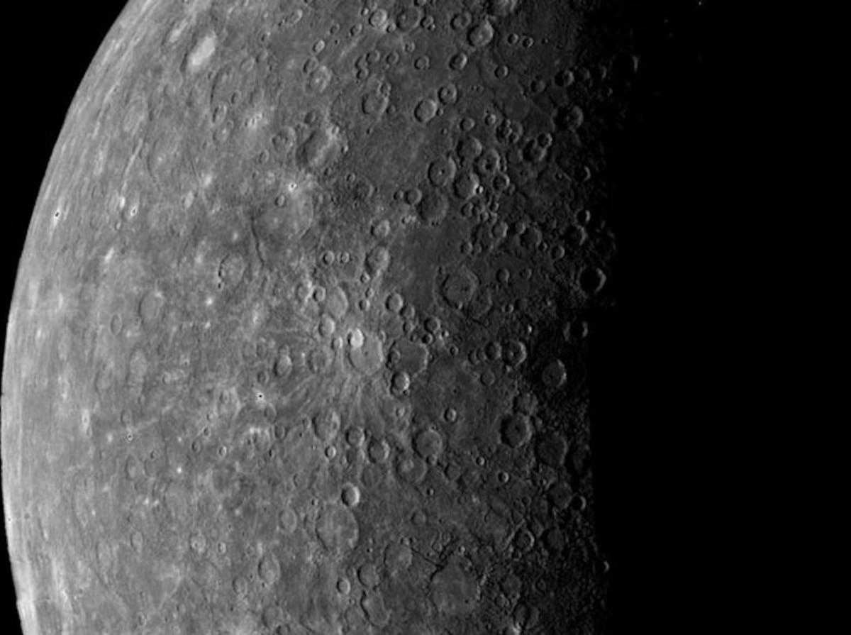 Relive First Glimpses of the Planets With These 9 Pictures