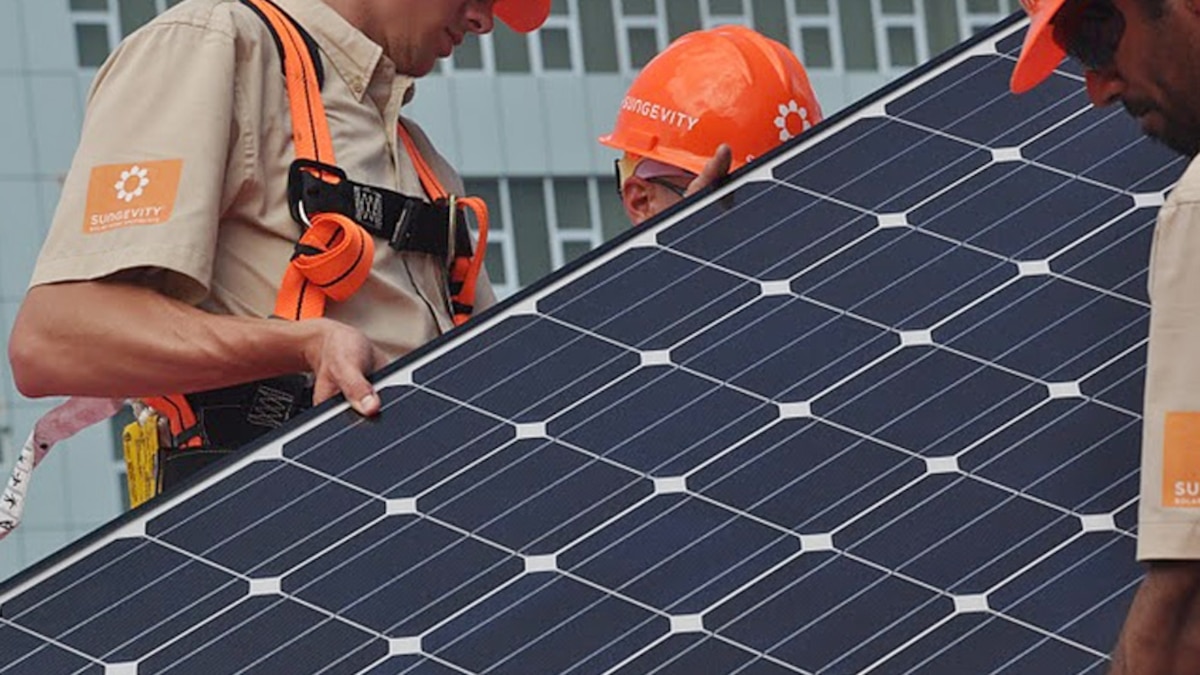 Beating the White House to the Solar Punch | National Geographic