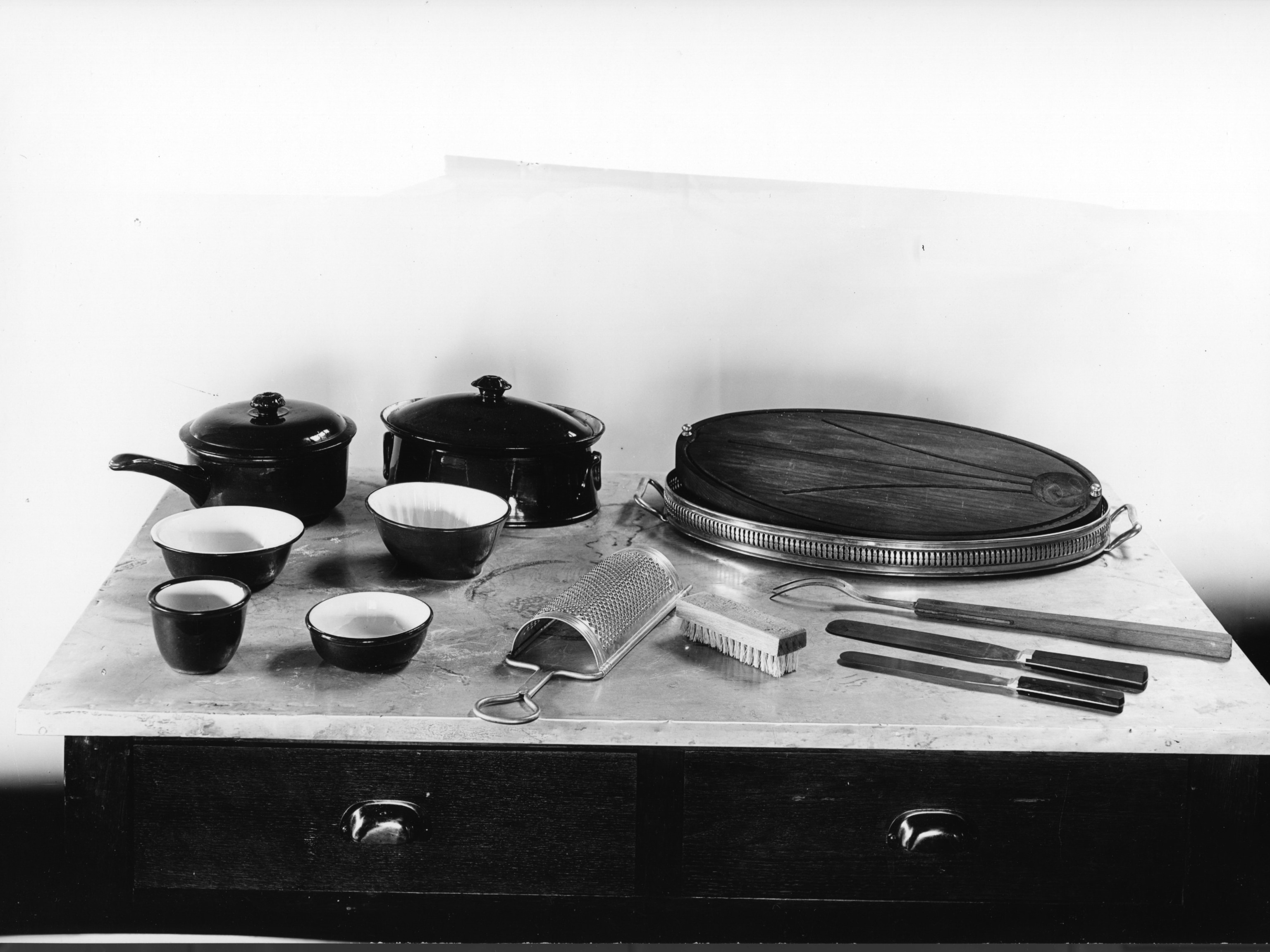 Bring Back Home Economics: Three Food Writers on Teaching People to Cook