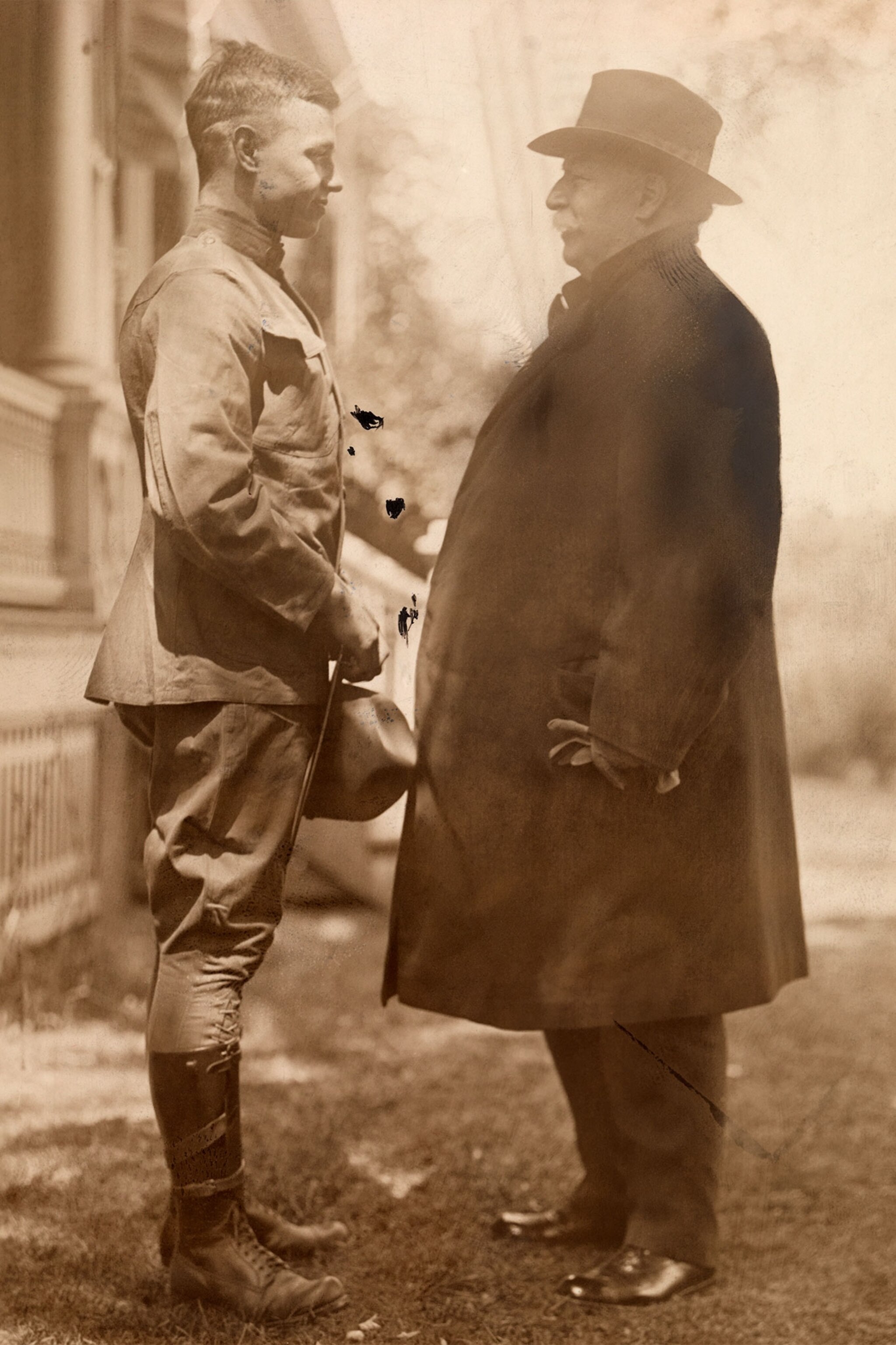 On Father's Day, 27 Vintage Photos of Dads Around the World