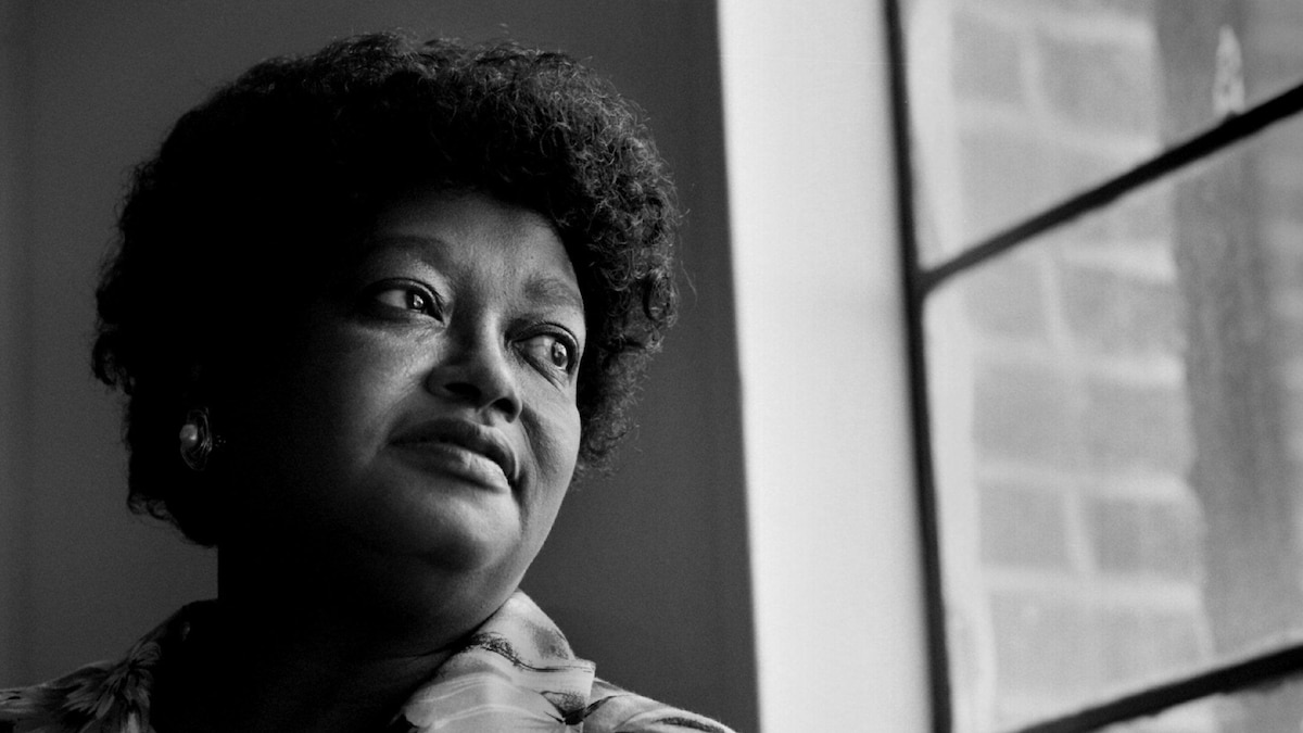 Claudette Colvin refused to give up her seat on a segregated bus—before ...