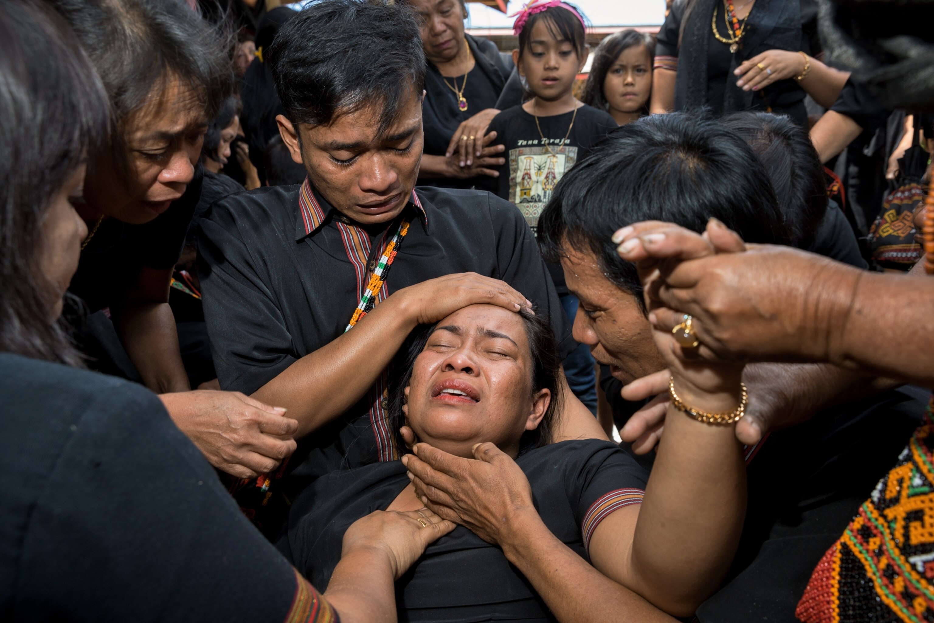Learn About the Grief and Death Ceremonies of Torajans | National ...