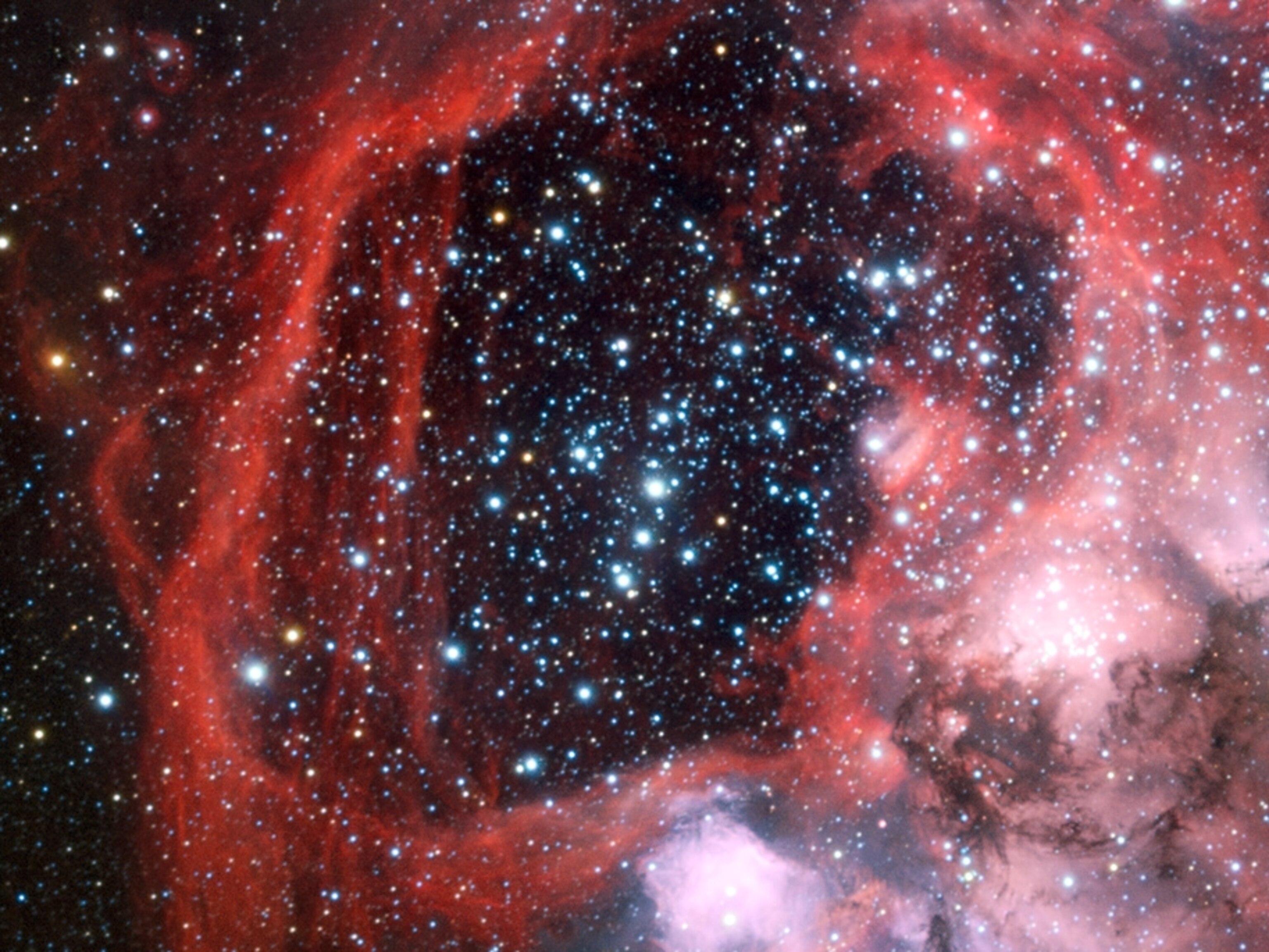 SPACE PHOTOS THIS WEEK: Tiny Galaxy, Sun's Iron, More