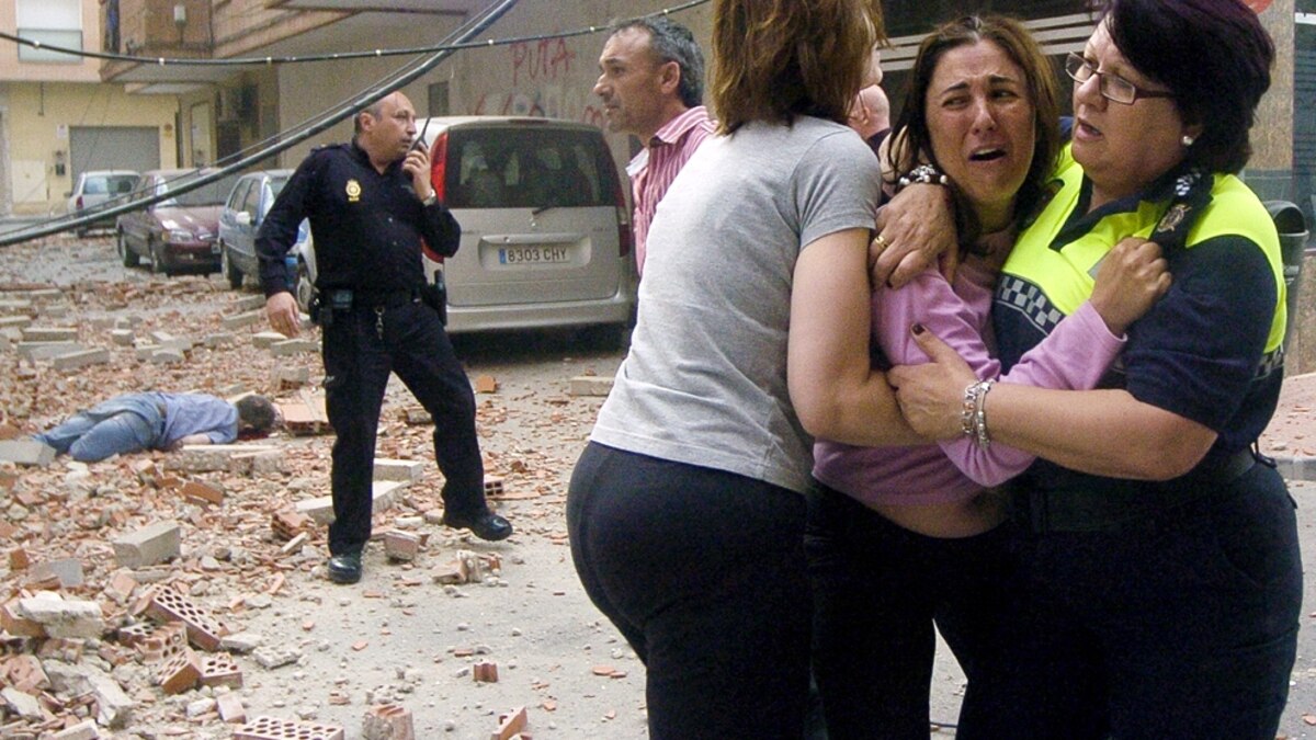 Spain Earthquake Pictures: Buildings Fall, Dozens Hurt | National ...