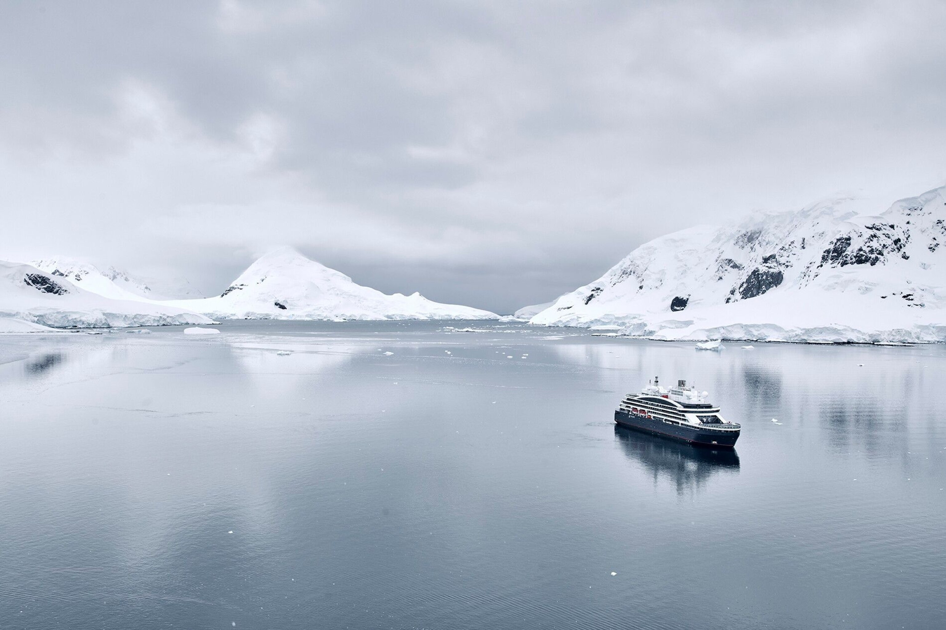 Capture the majesty of Antarctica on an expedition cruise