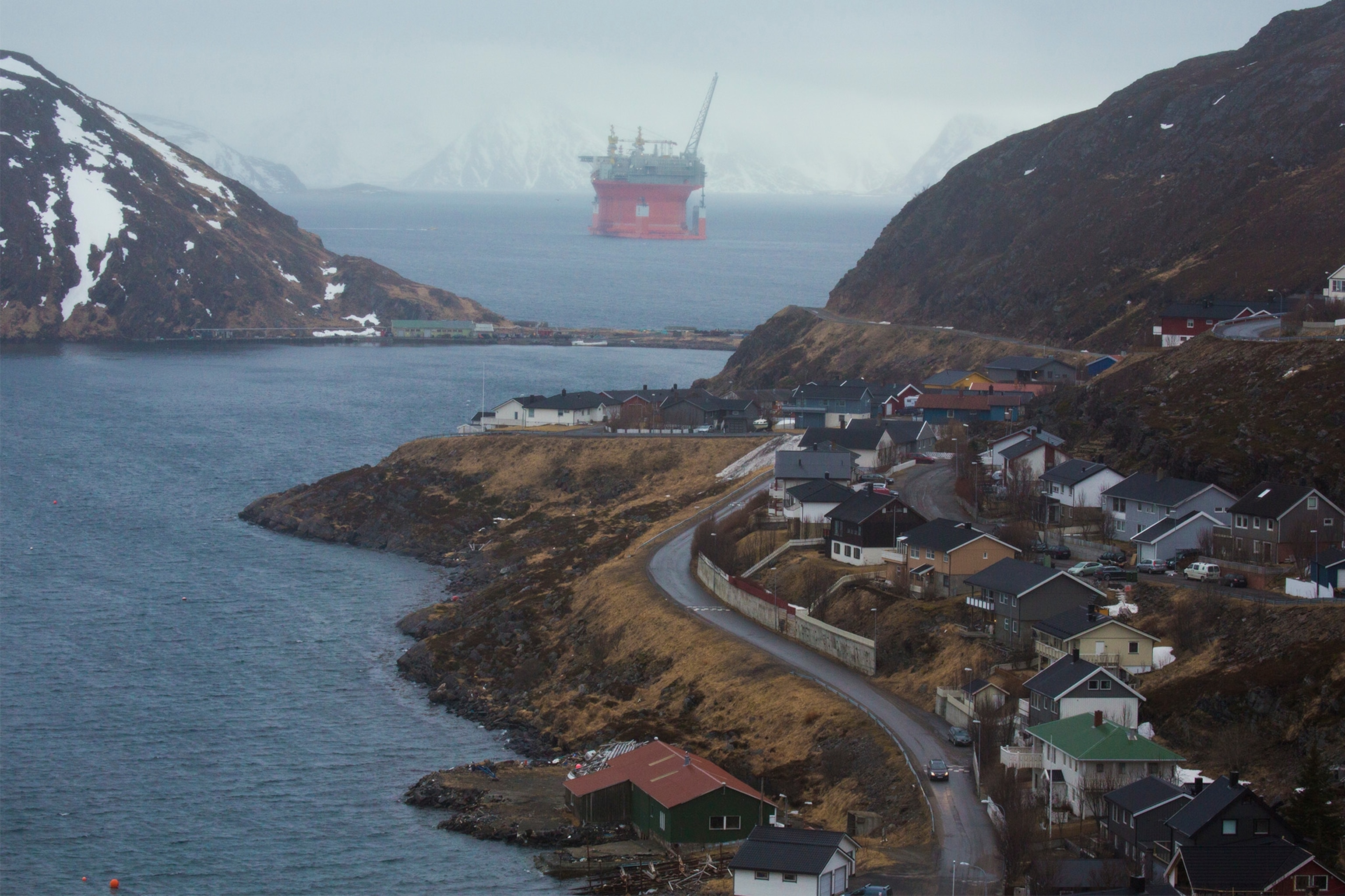 This Giant Oil Rig Could Usher in a Radically Altered Arctic