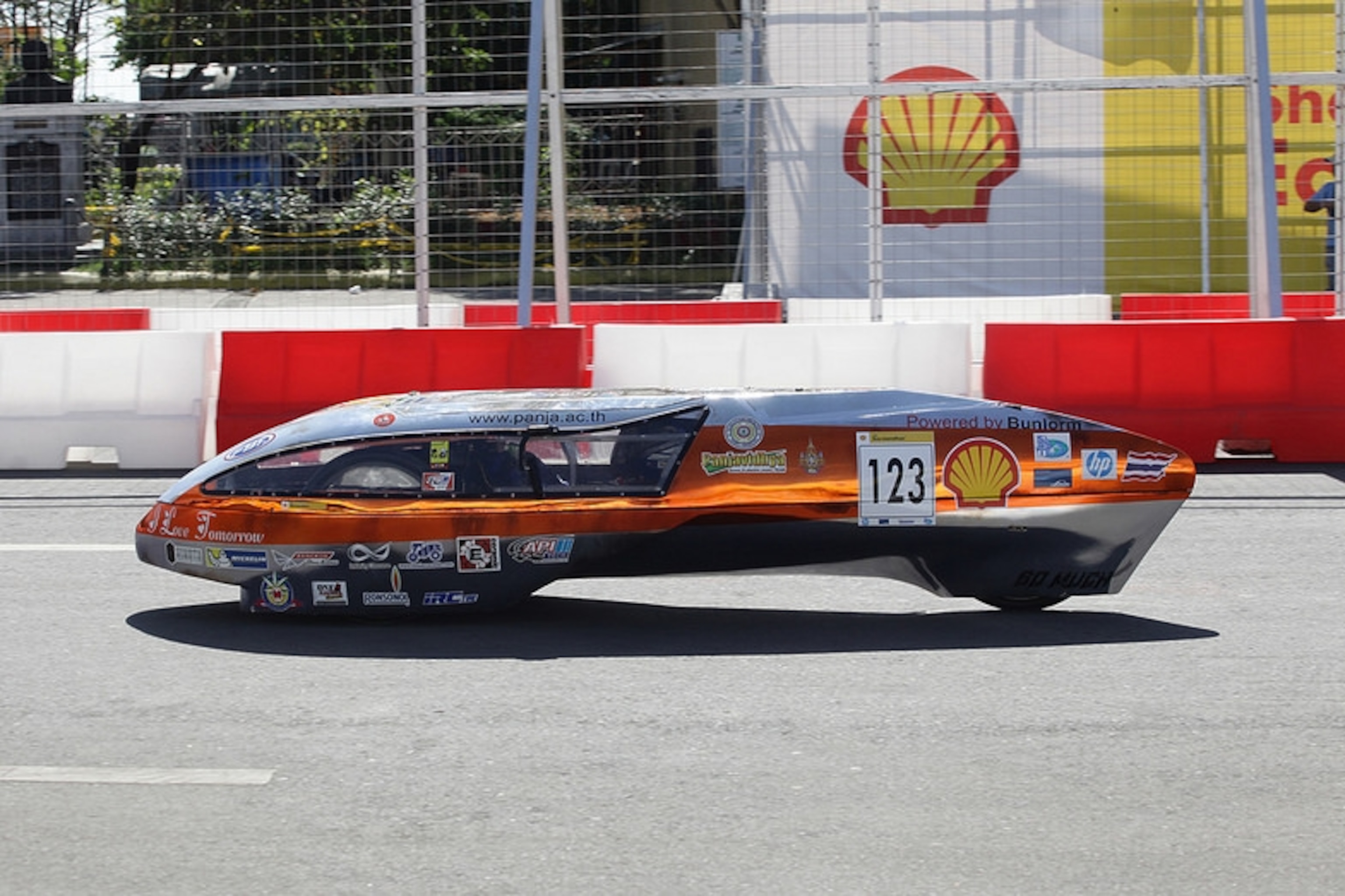 Thailand, Singapore, and Indonesia Dominate Shell Eco-marathon Asia 2014