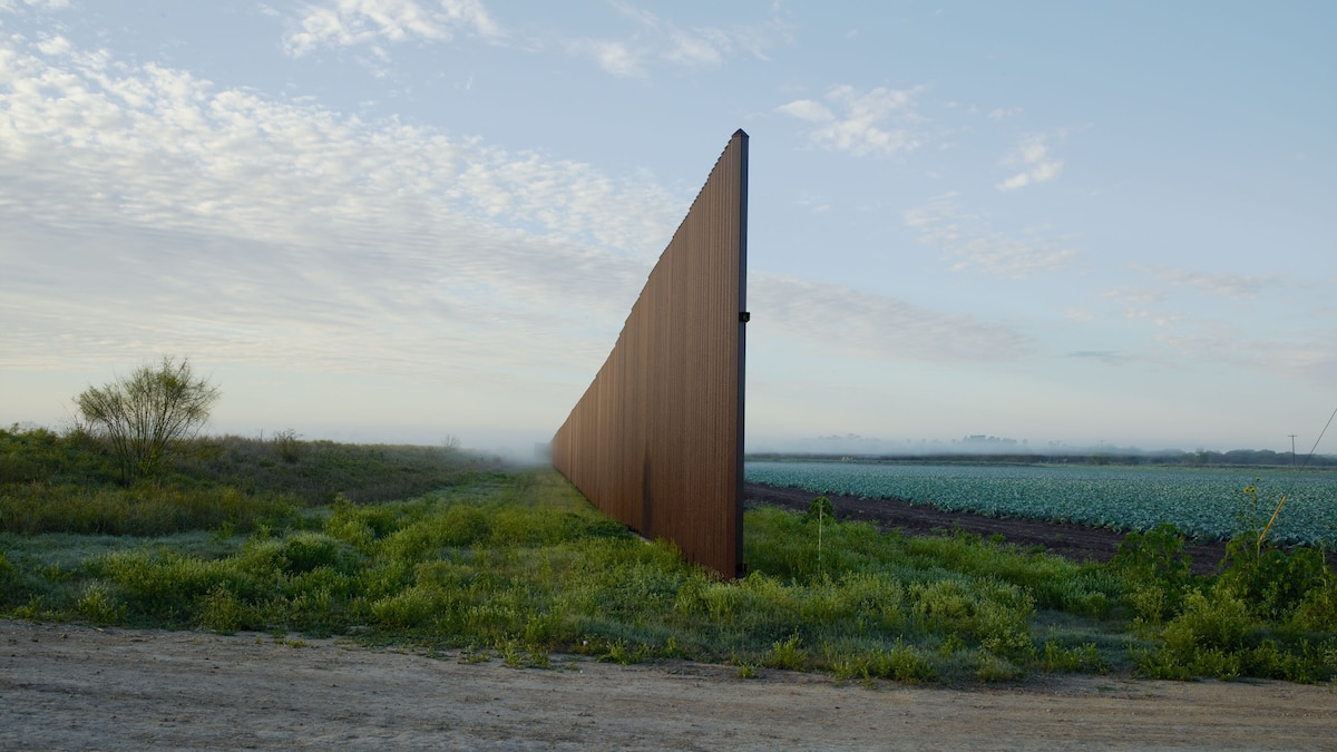 Photos show border walls dividing the U.S. and Mexico | National Geographic