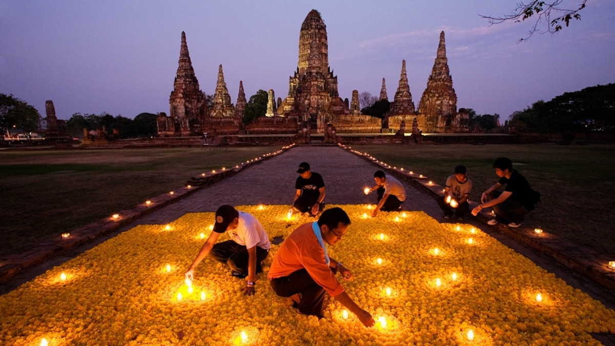 Available Light - Photo Tips by Catherine Karnow - National Geographic ...