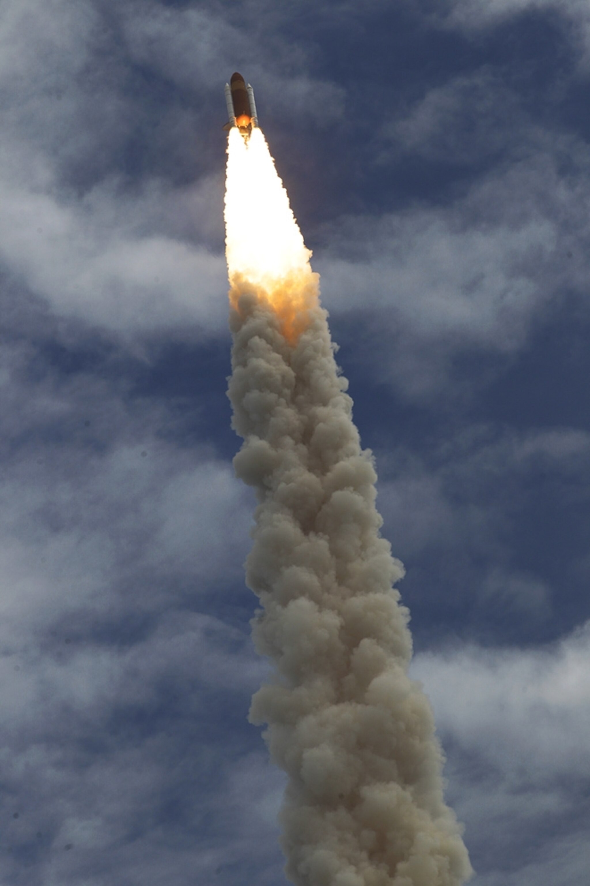 Space Shuttle Pictures: NASA's Last Launch a Success