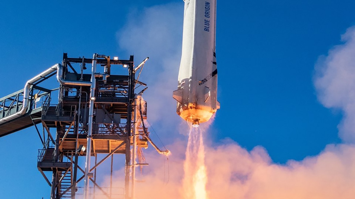 Jeff Bezos' firm Blue Origin wants to go to the moon. It isn't alone ...