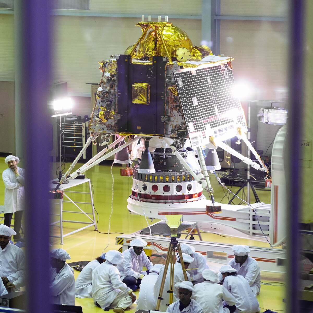 India's Chandrayaan-2 mission launches toward moon's south pole