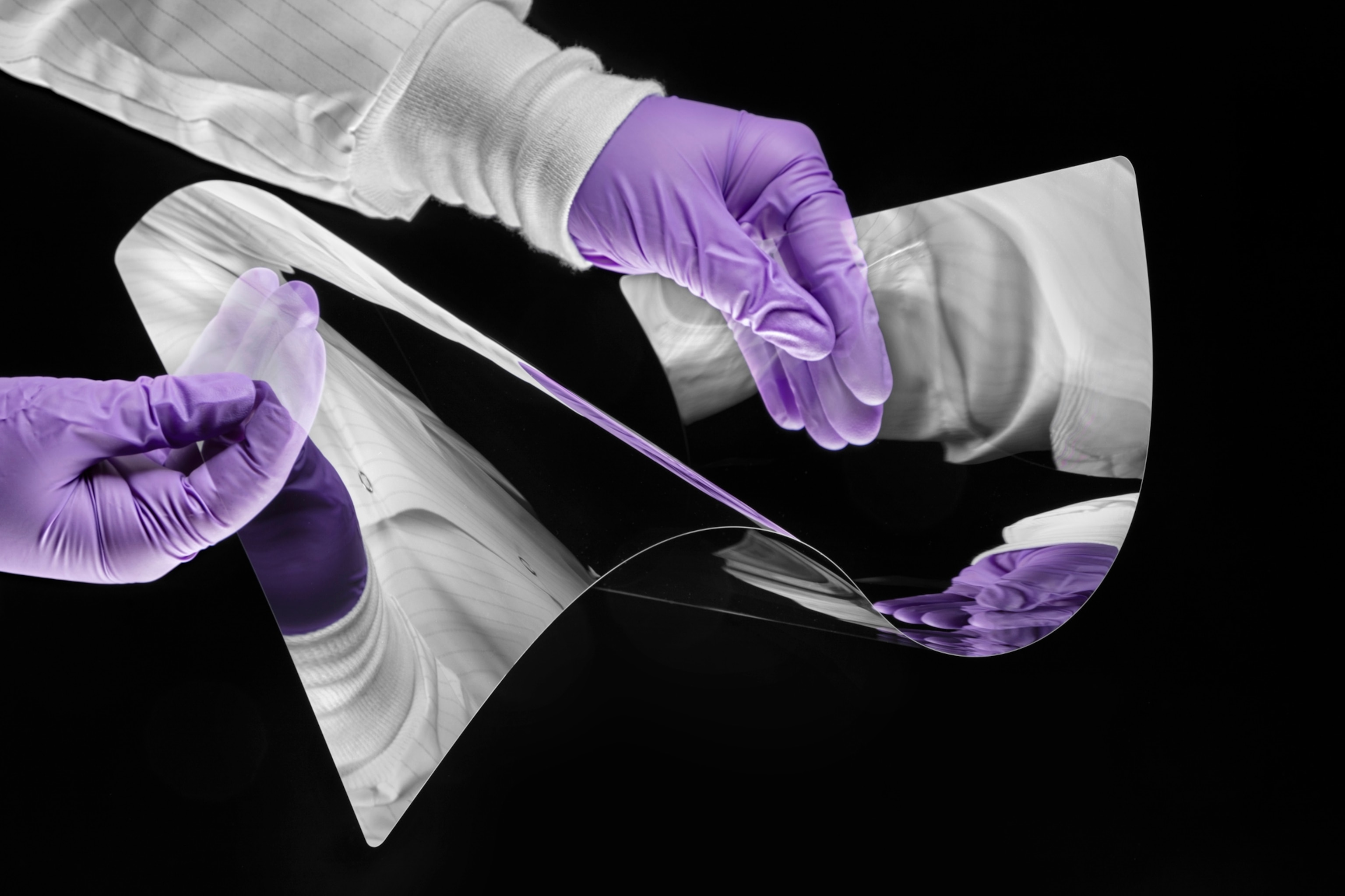 A glass revolution is underway. Spoiler alert: it bends and bounces