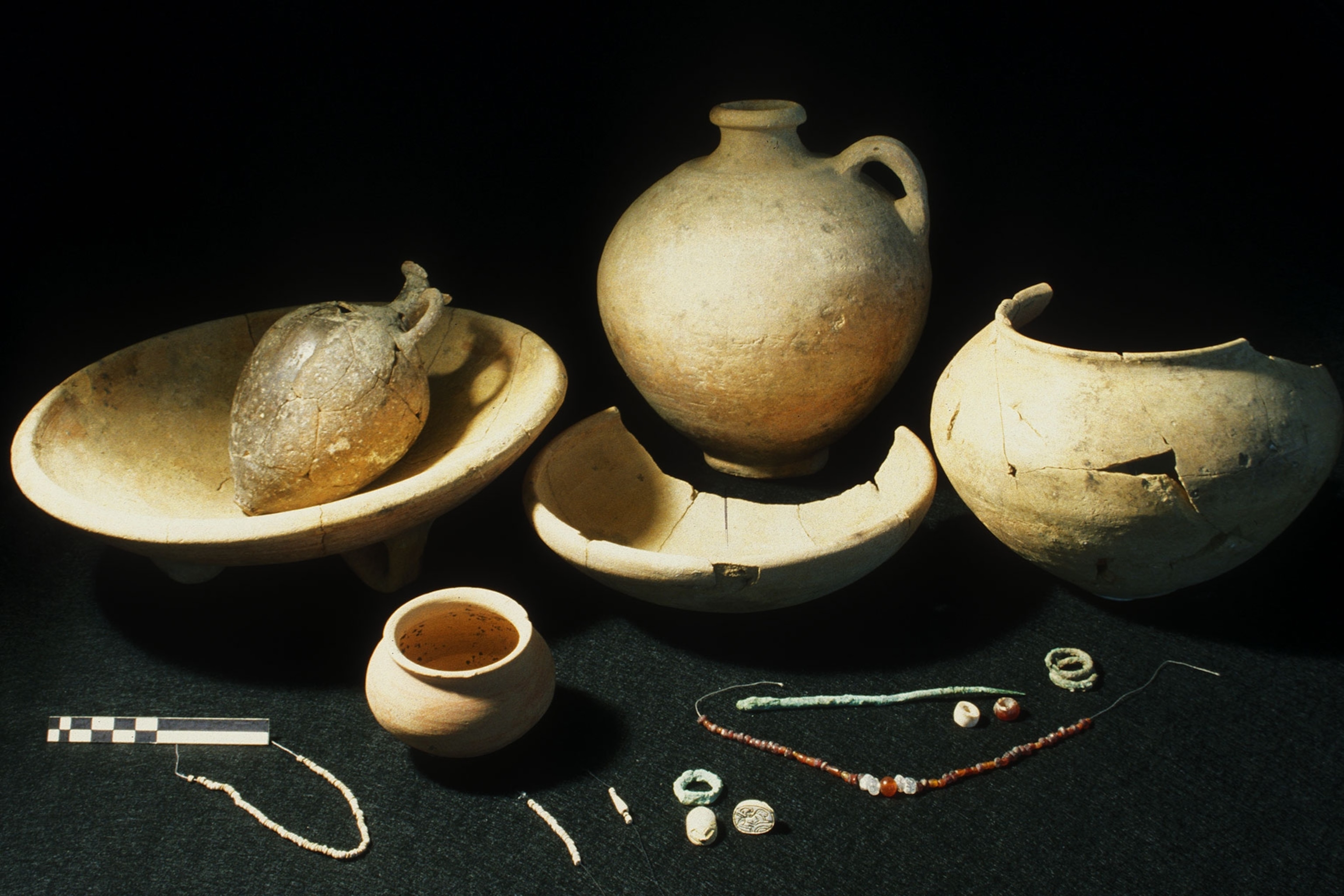 5,000-Year-Old Cosmetics, Jewelry Show Rise of Ancient Jericho