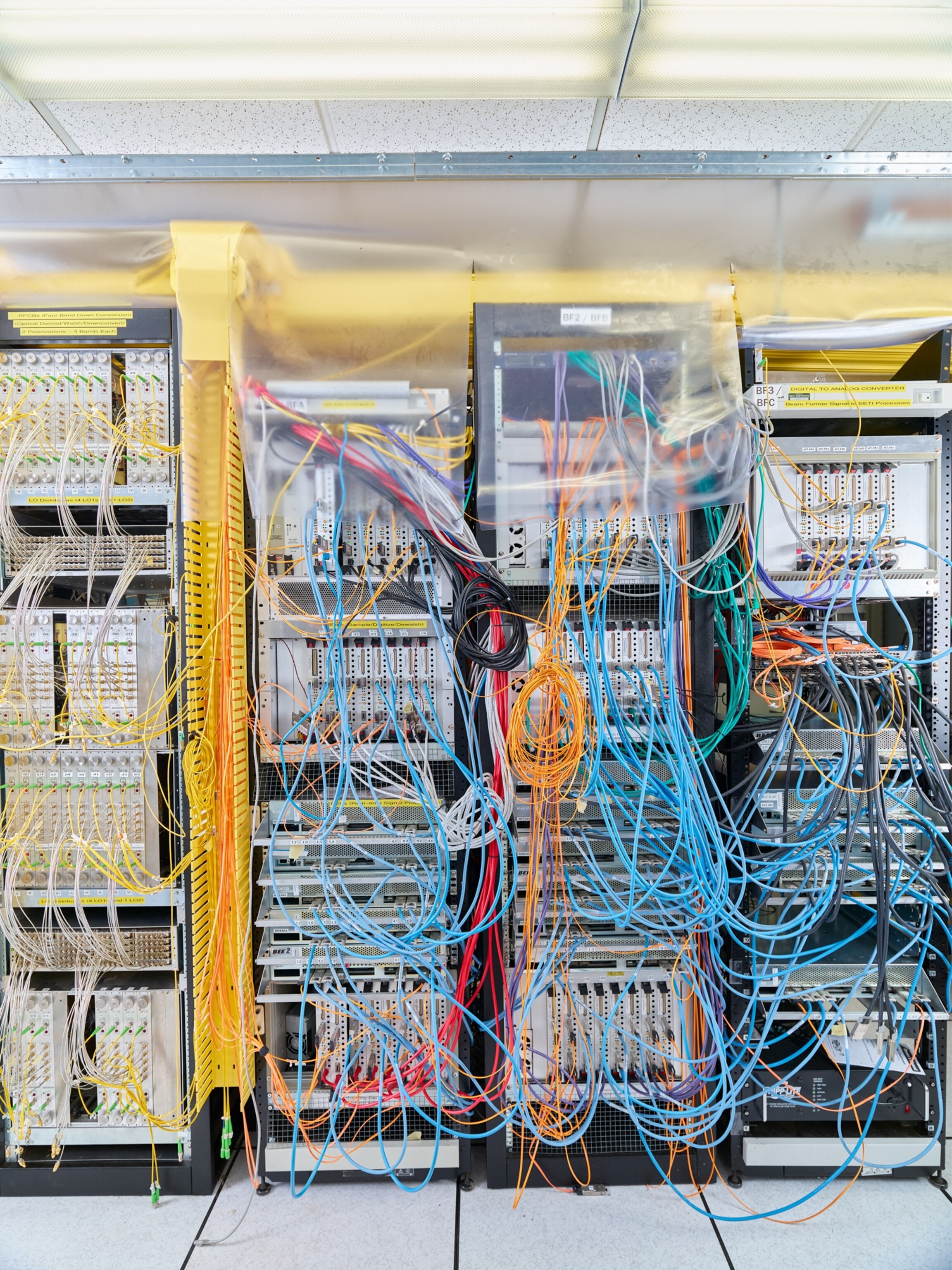 Extraterrestrial life probably exists. How do we search for aliens?