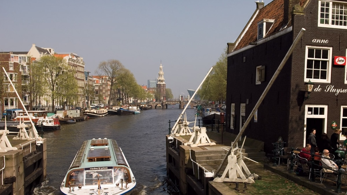 Amsterdam Must-Dos -- National Geographic's Ultimate City Guides ...