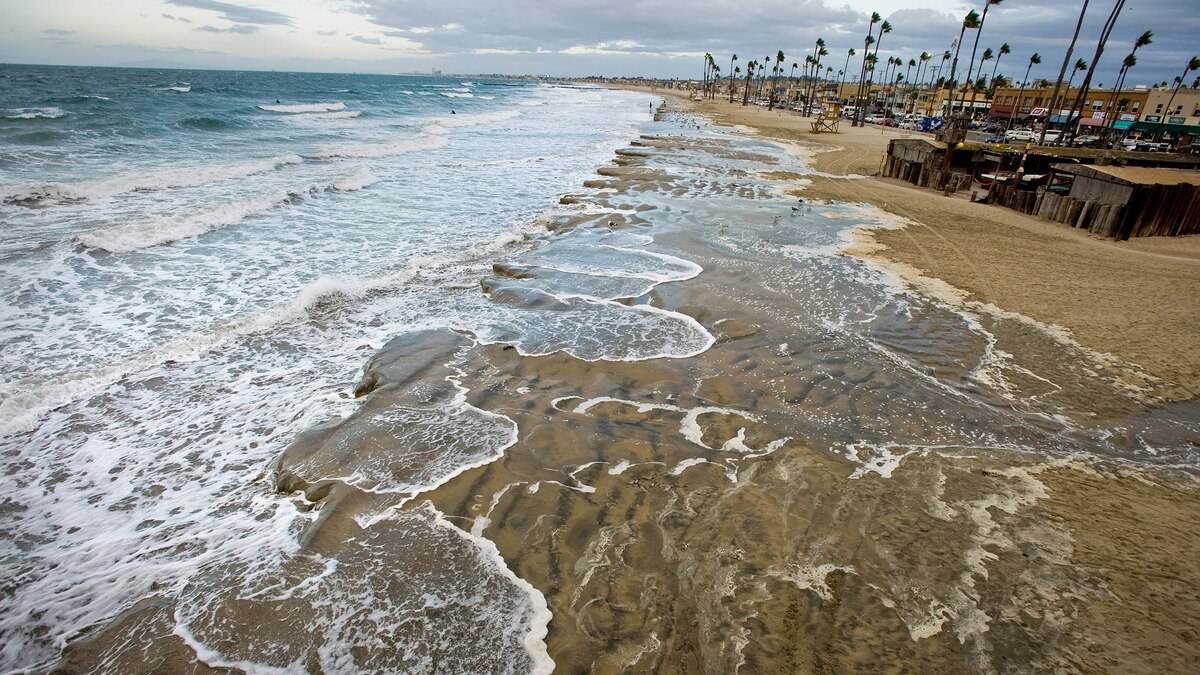 King Tides: What Explains High Water Threatening Global Coasts ...